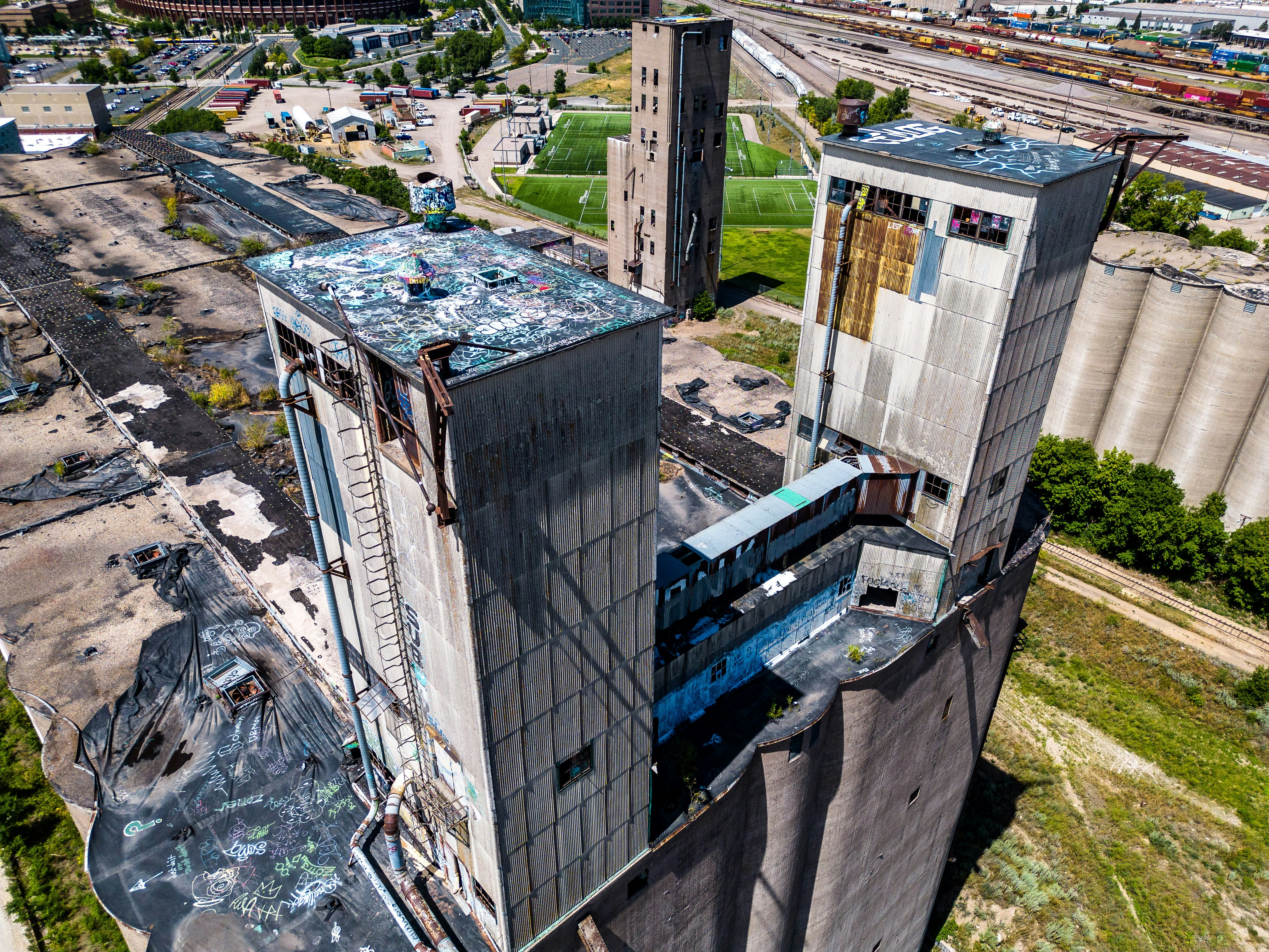 A high angle view of a factory photo – Free Minneapolis Image on Unsplash