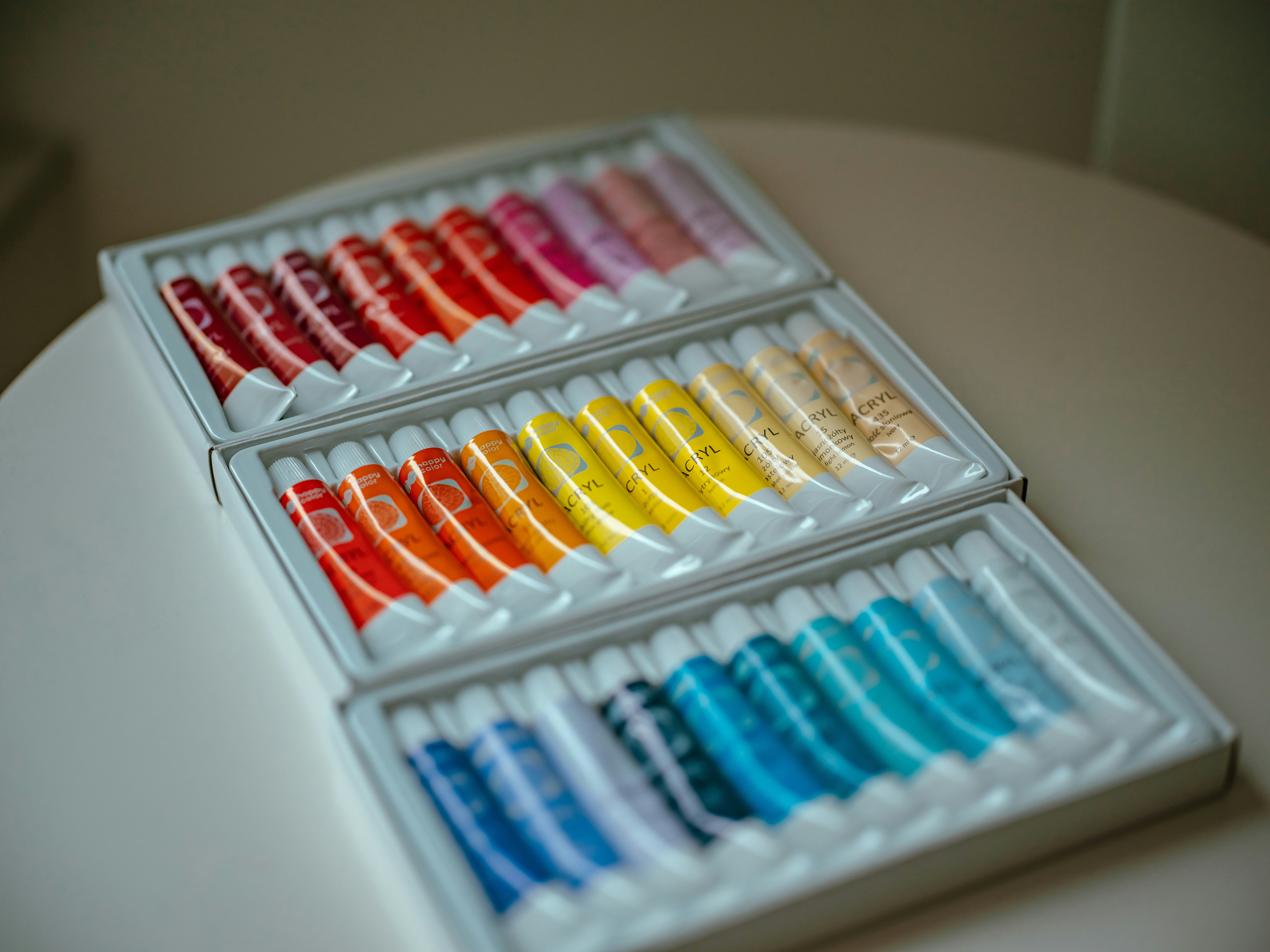 A box of toothpaste photo – Free Palette Image on Unsplash