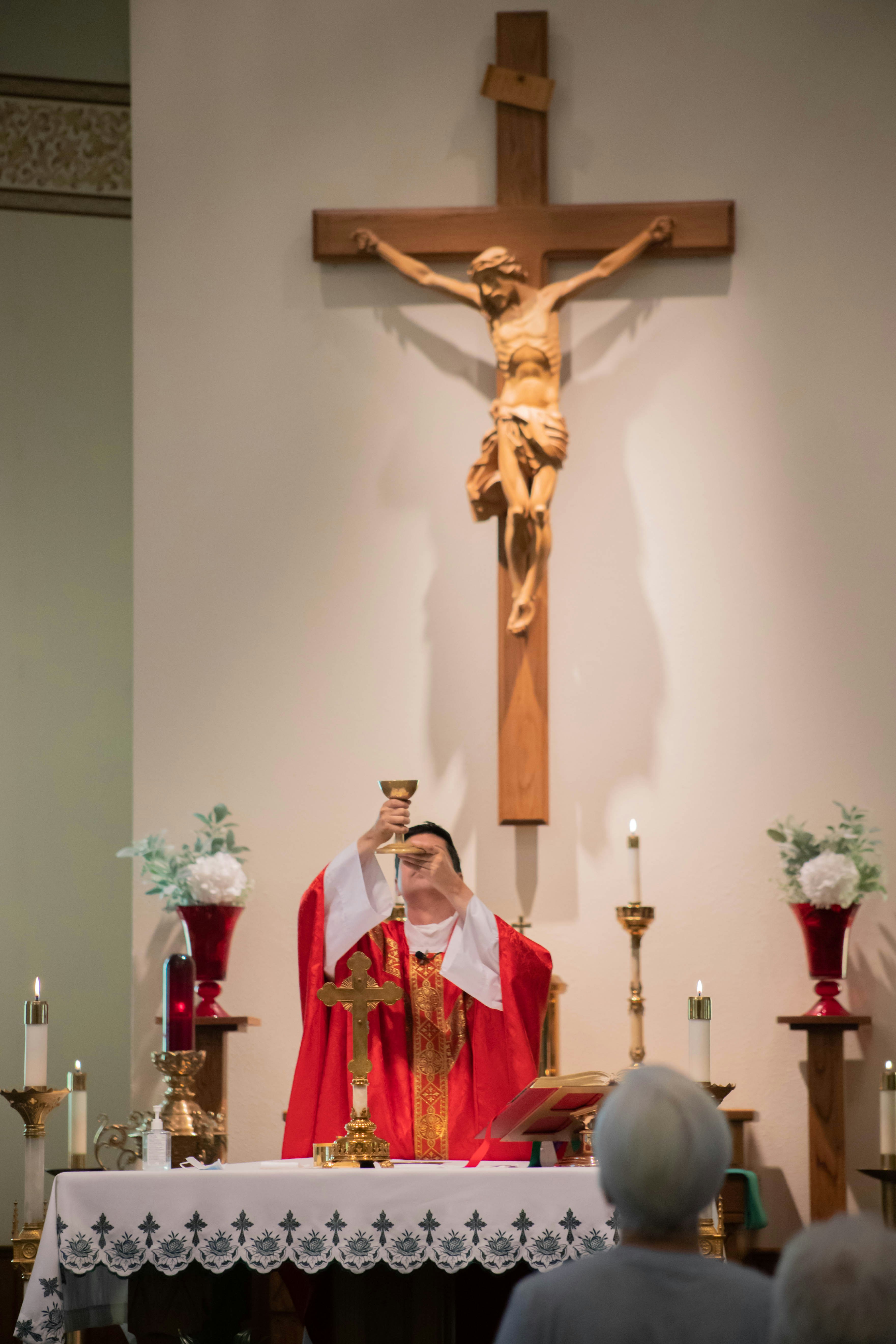 Catholic Mass Pictures | Download Free Images on Unsplash