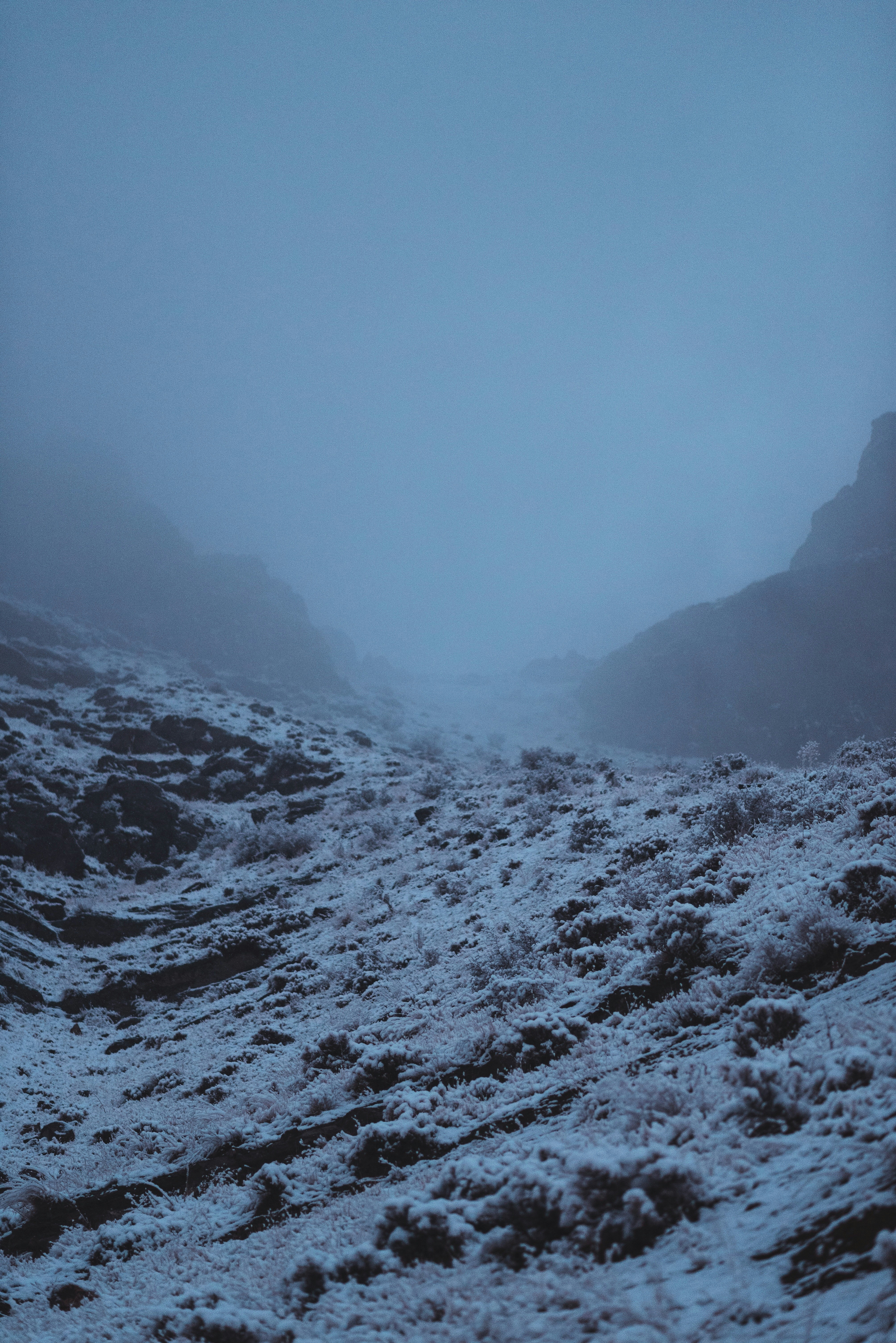A snowy mountain side photo – Free Nature Image on Unsplash
