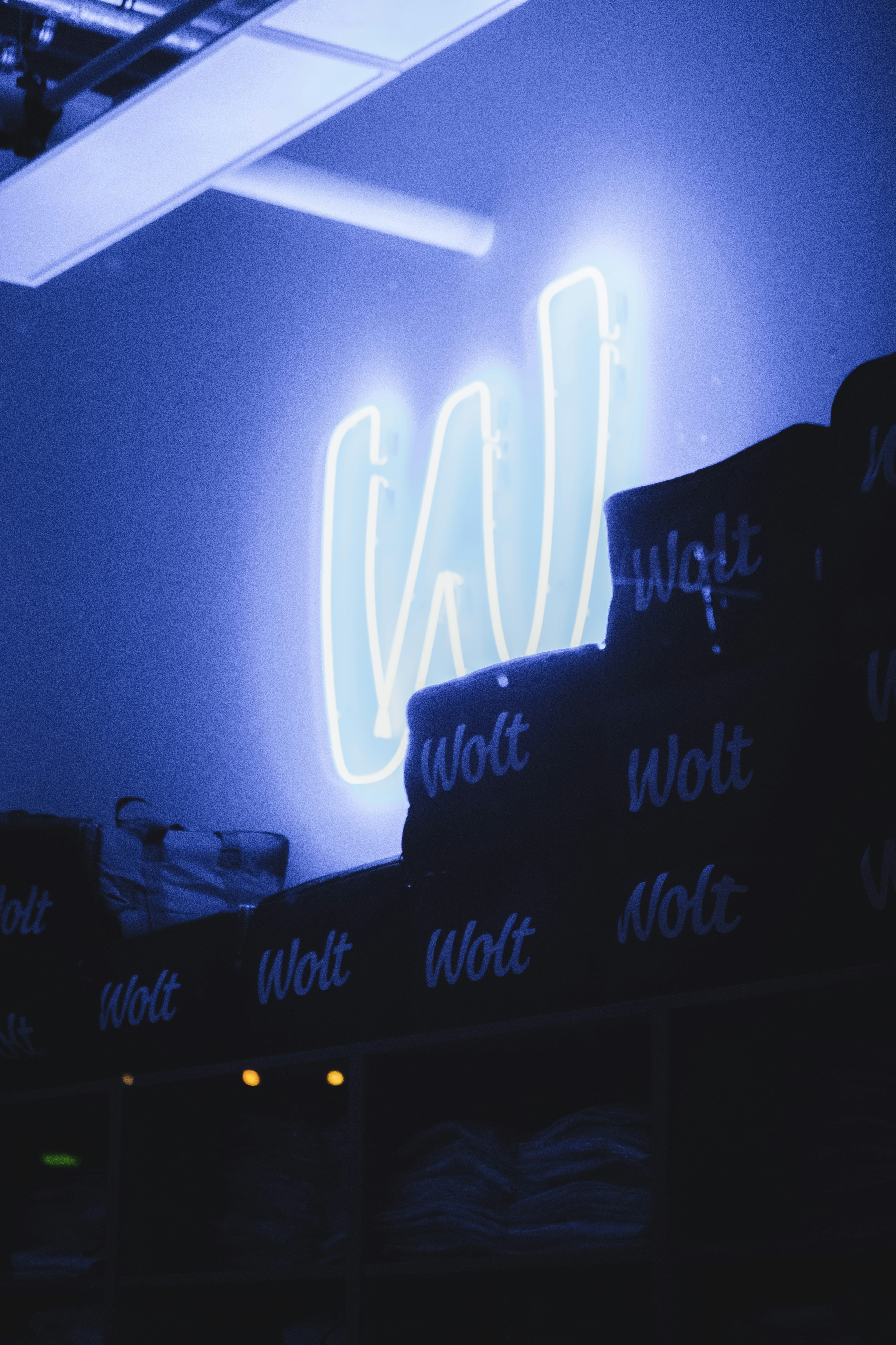 Wolt Pictures | Download Free Images on Unsplash