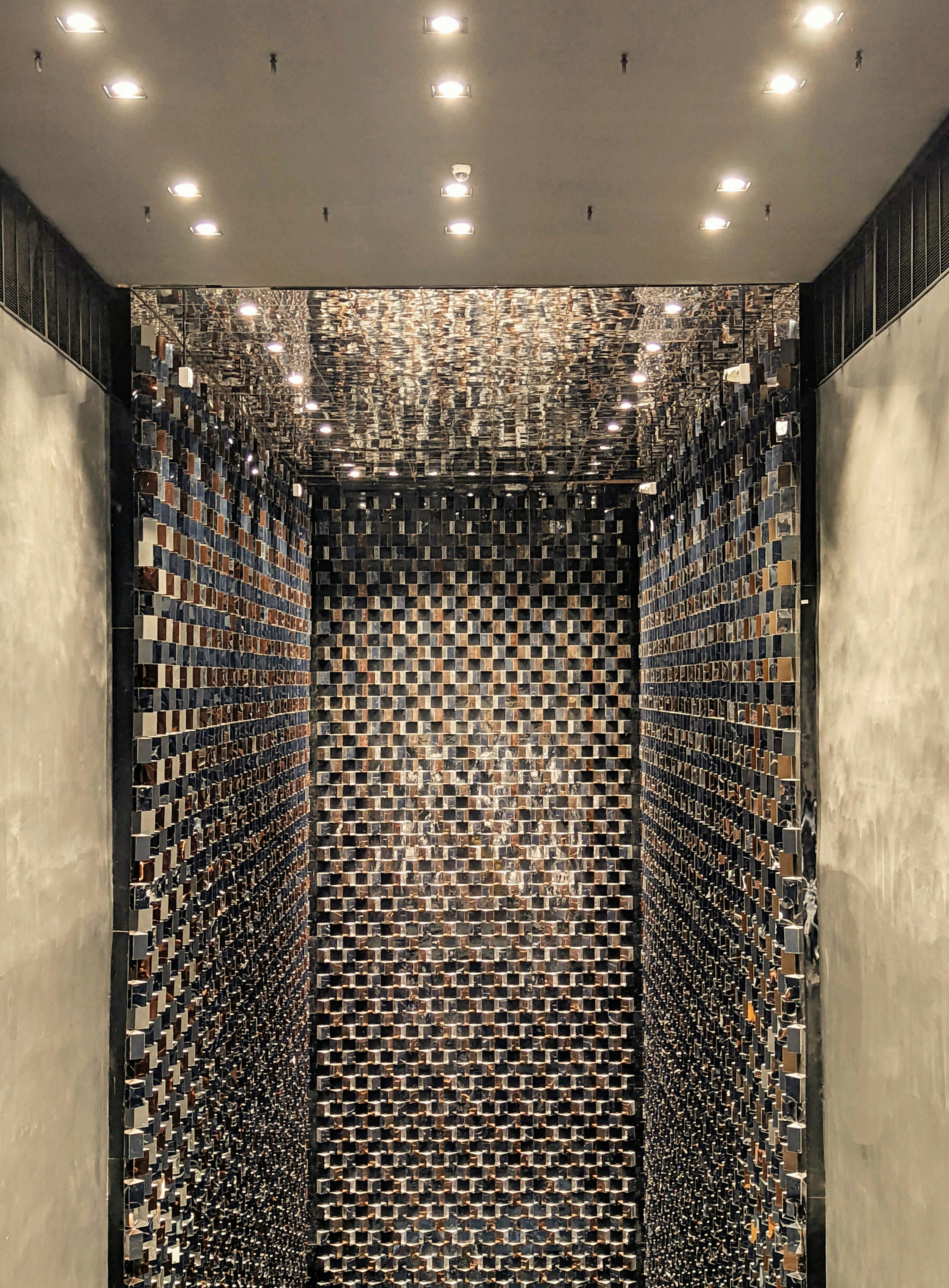 750+ Golden Shower Pictures | Download Free Images & Stock Photos on ...