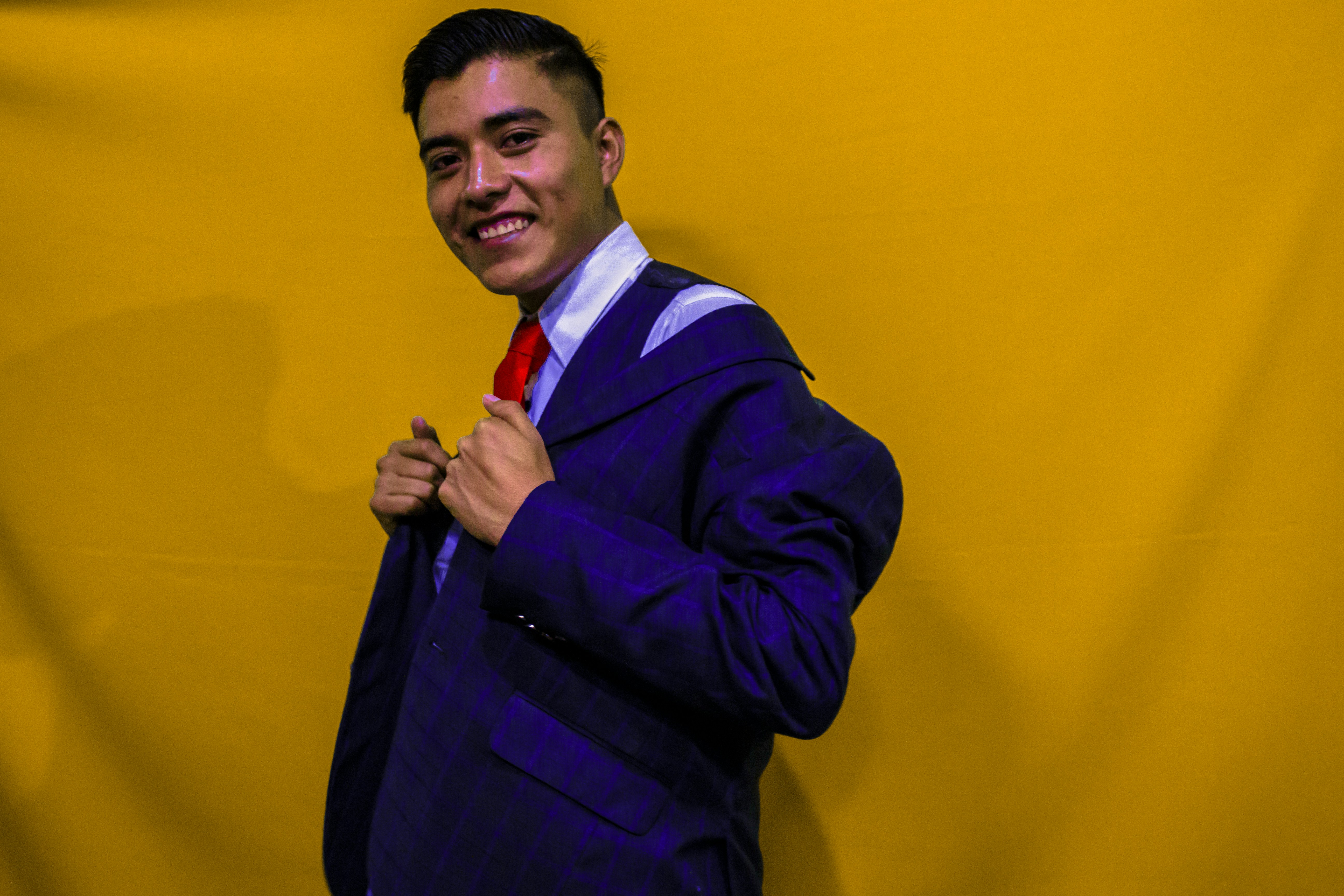 a man in a suit and tie