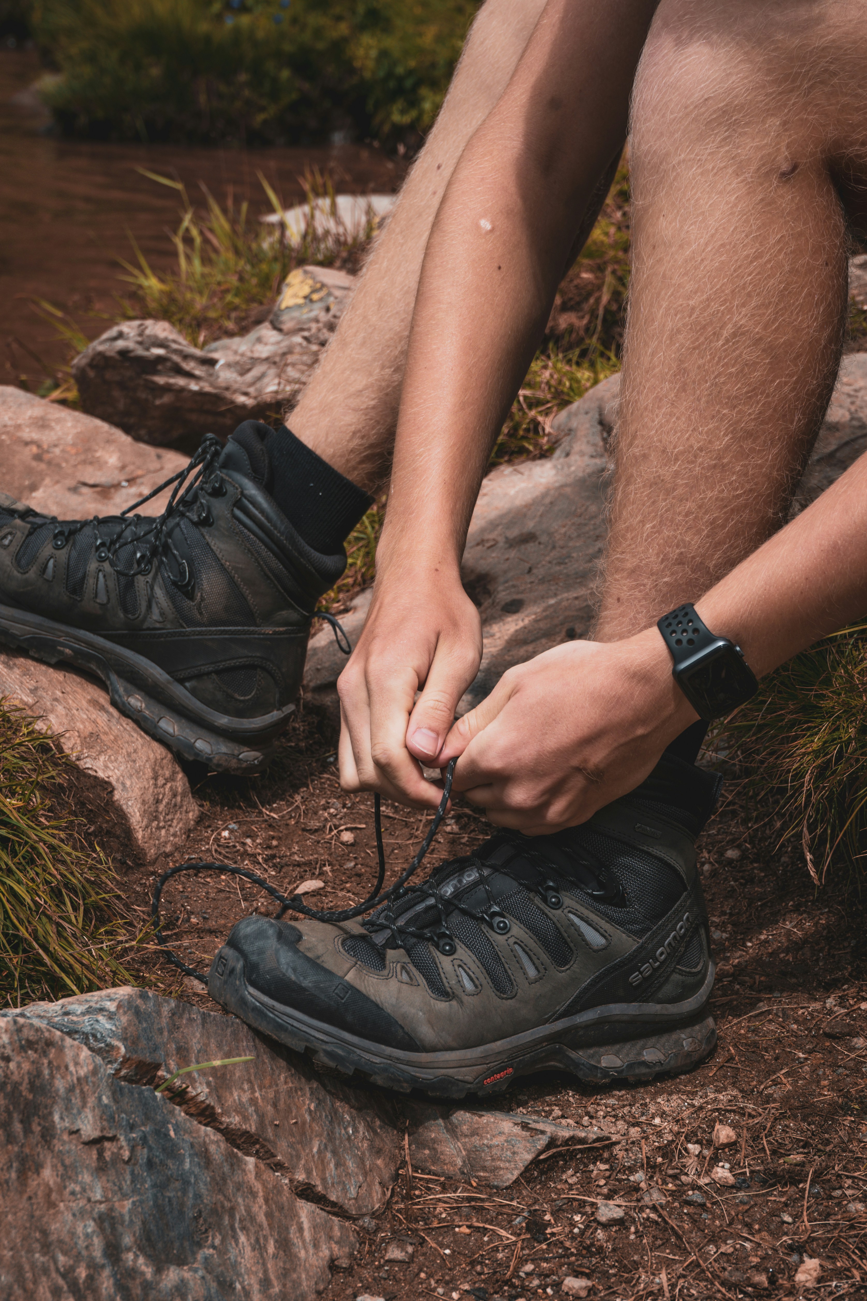 Creekside Knot: Lacing Up on a Rocky Trail