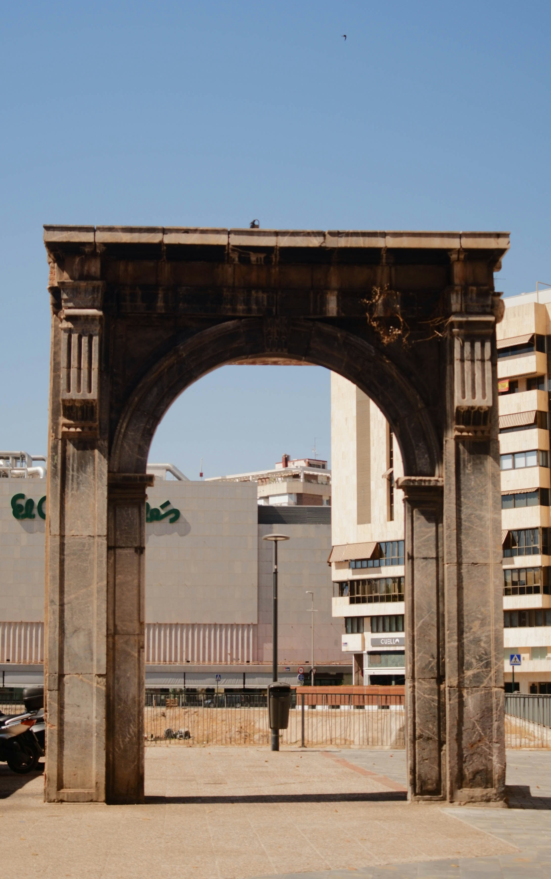 A large stone archway photo – Free Murcia Image on Unsplash