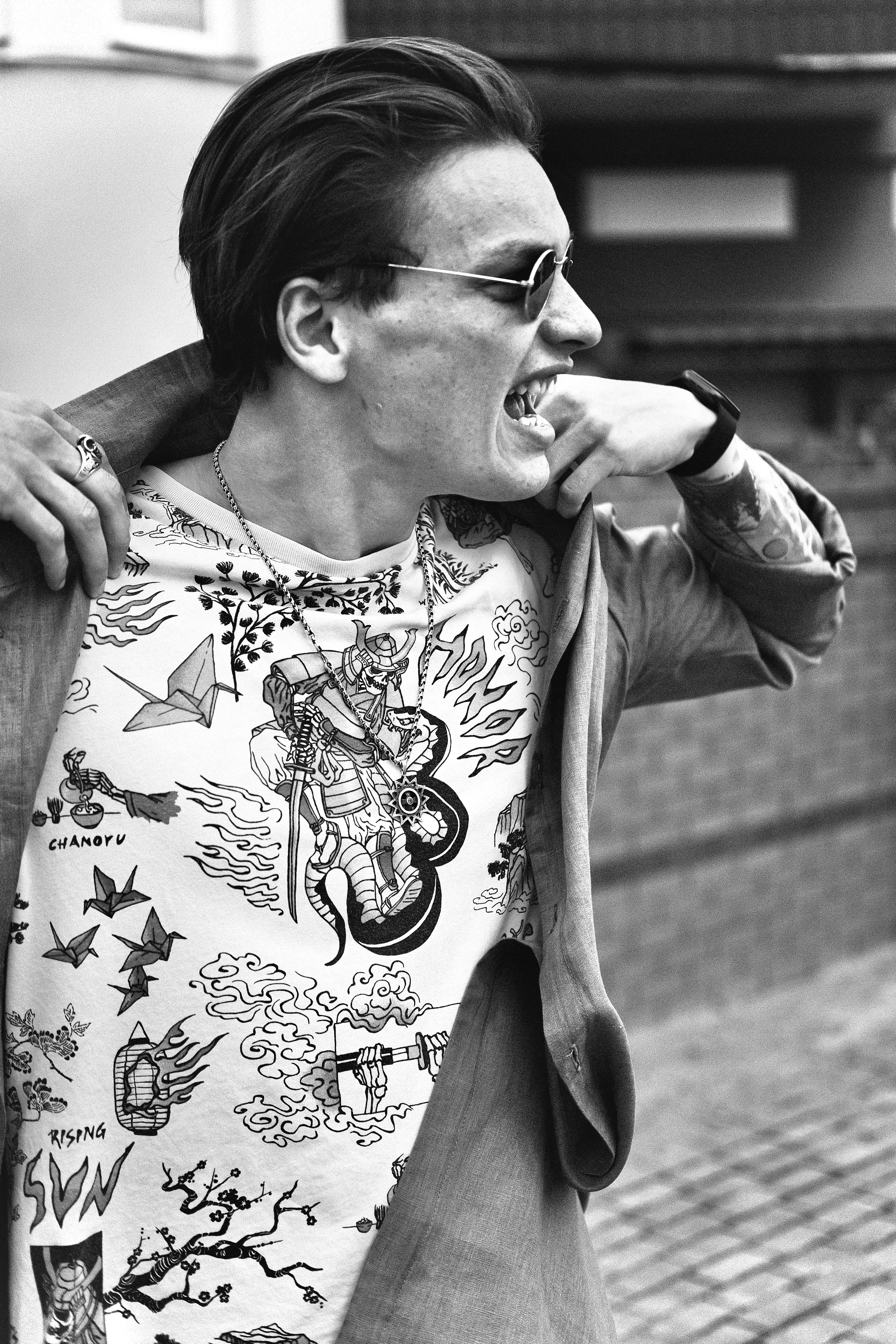 Screaming in Style: A Bold Moment in Black and White