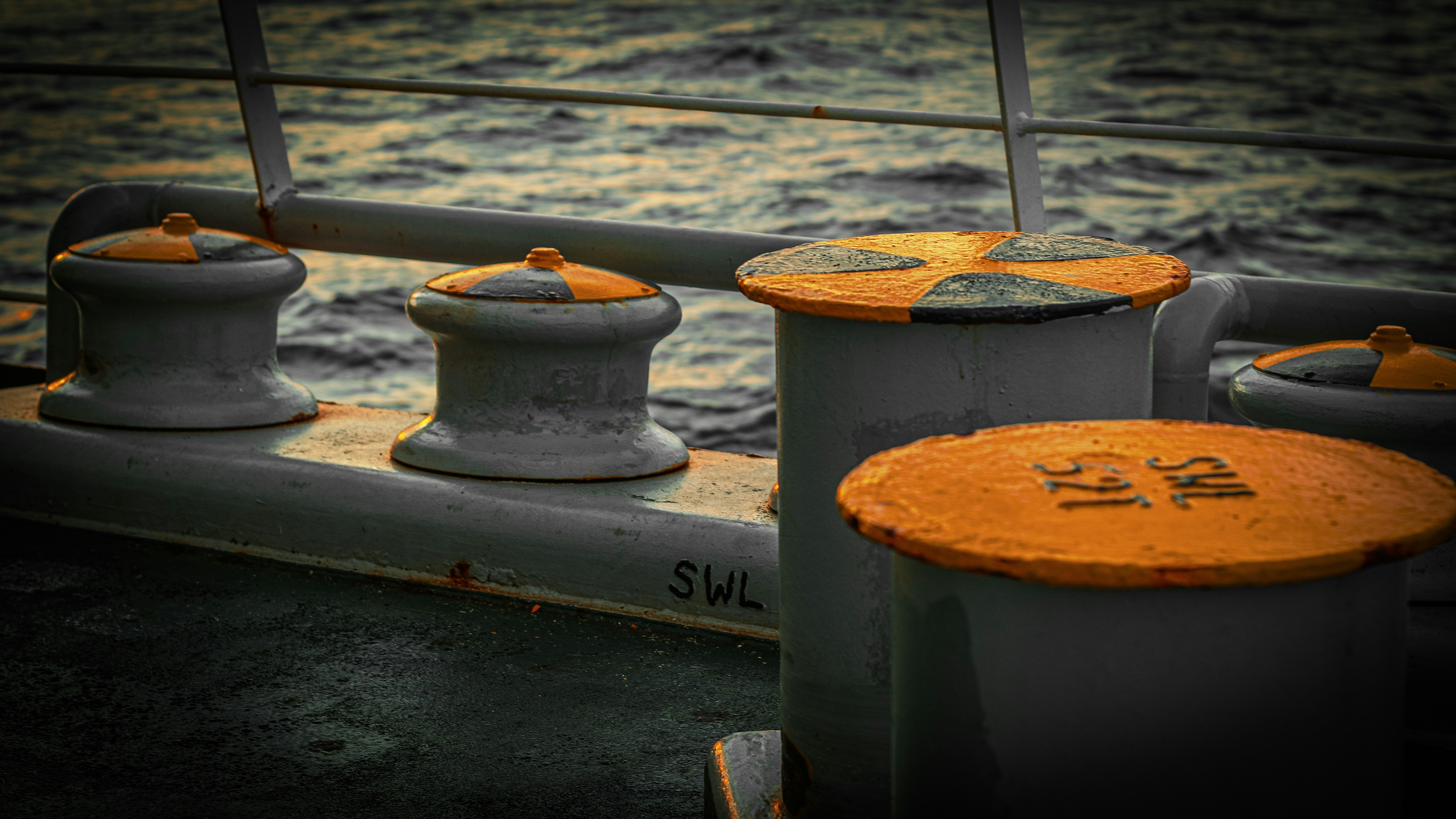 A group of pots on a boat photo – Free Ship Image on Unsplash