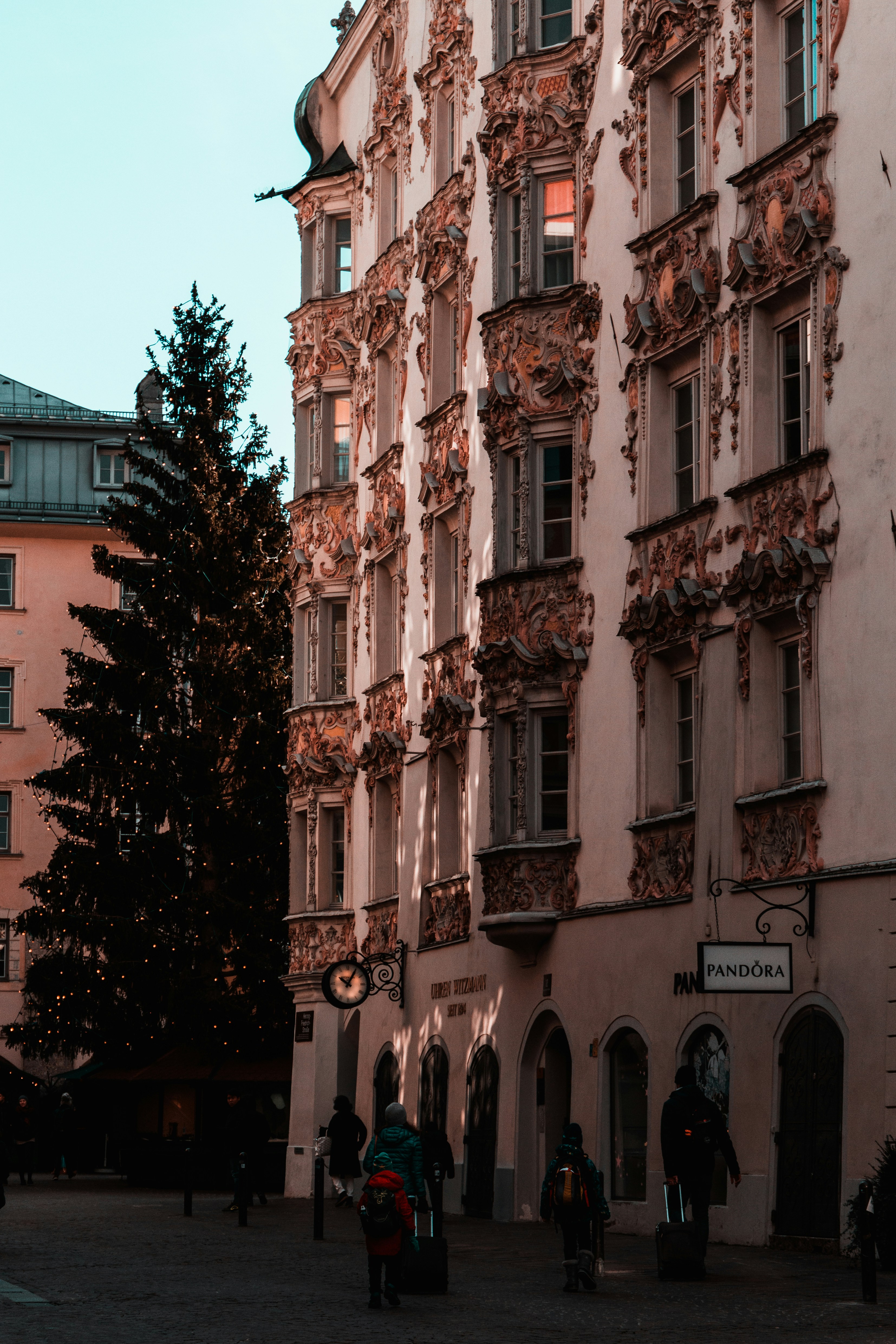 a building with many windows