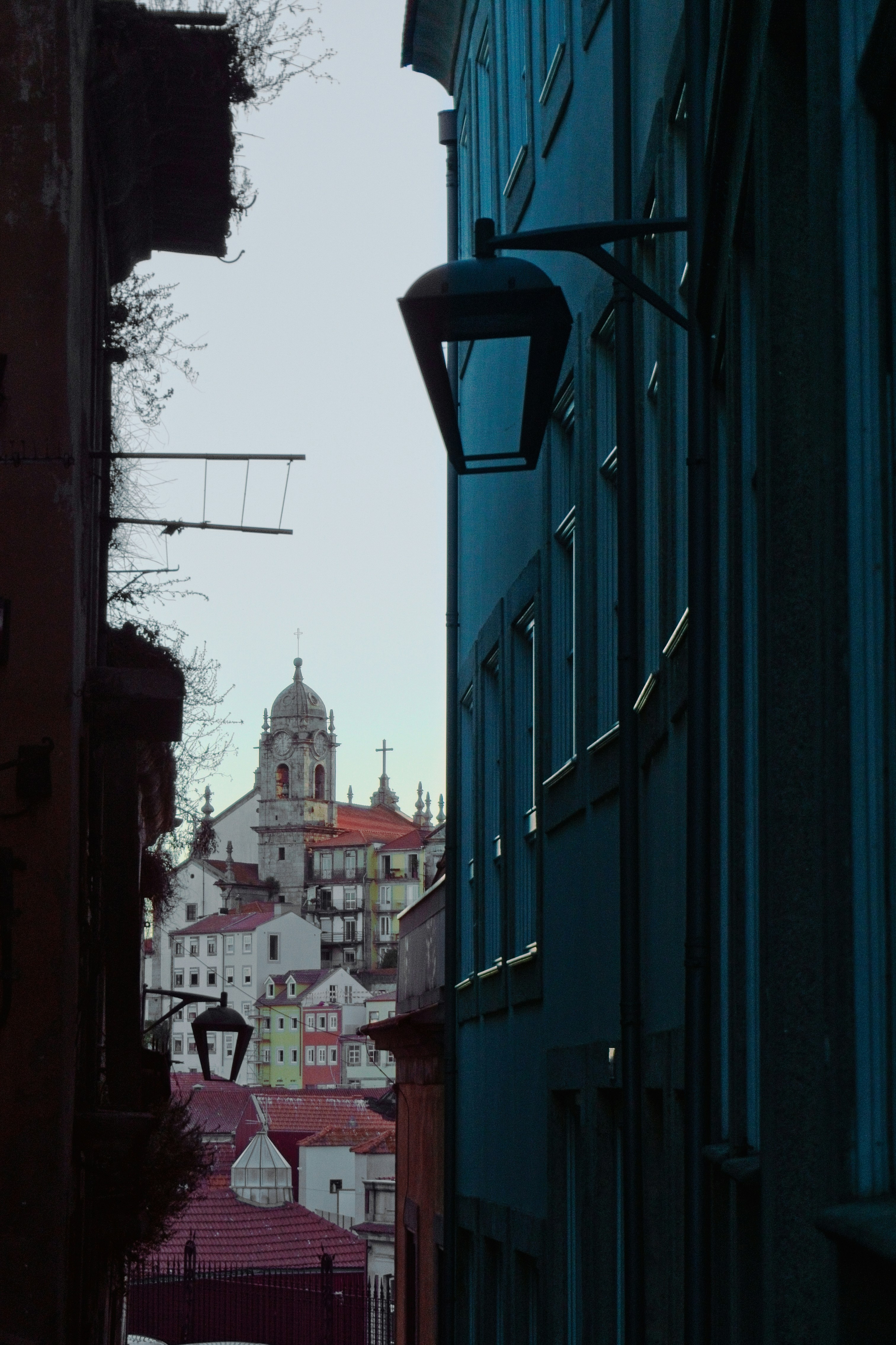 Through the Narrow Gap to a Colorful Cityscape