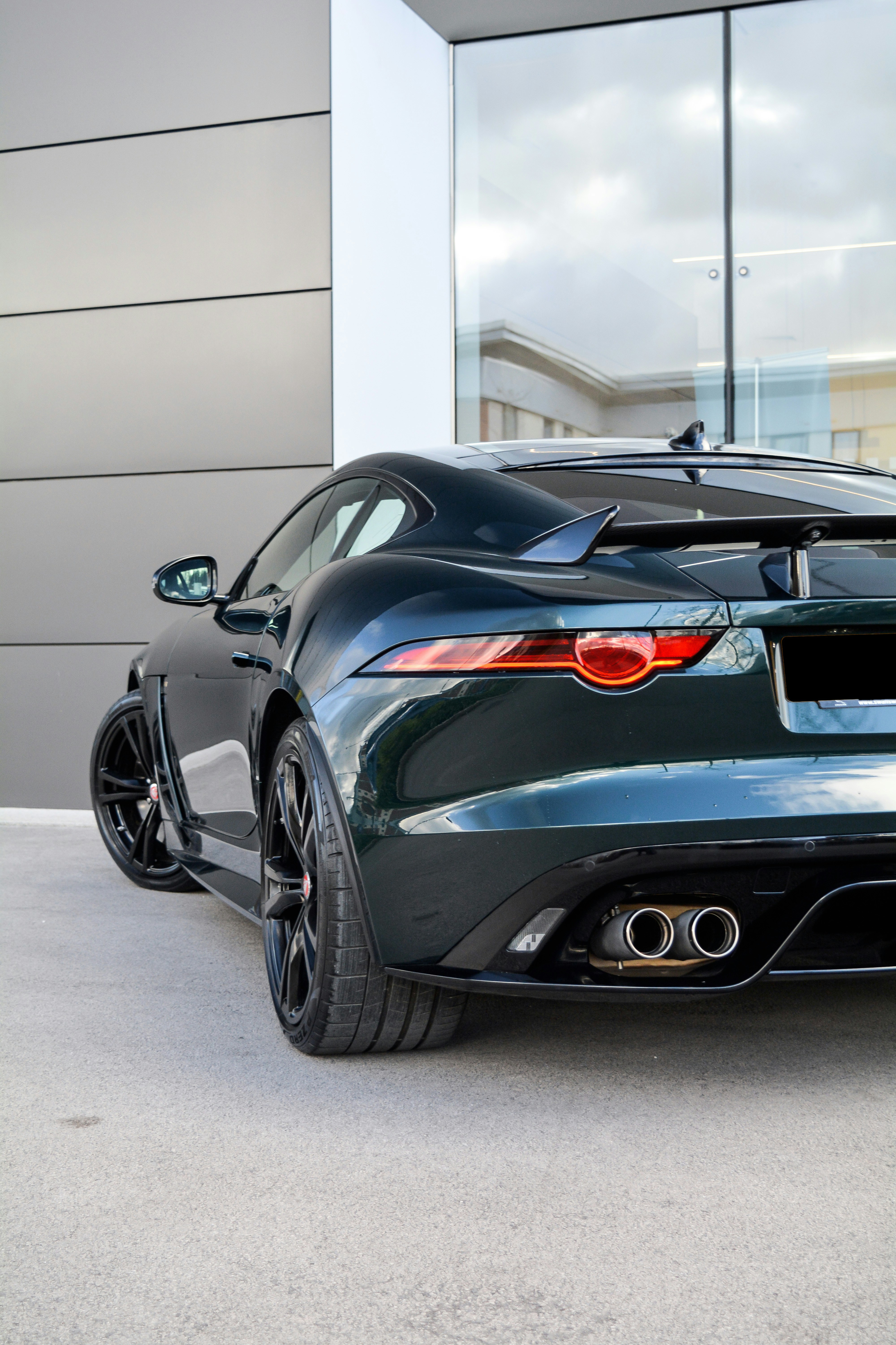 Jaguar F Type Black Wallpaper