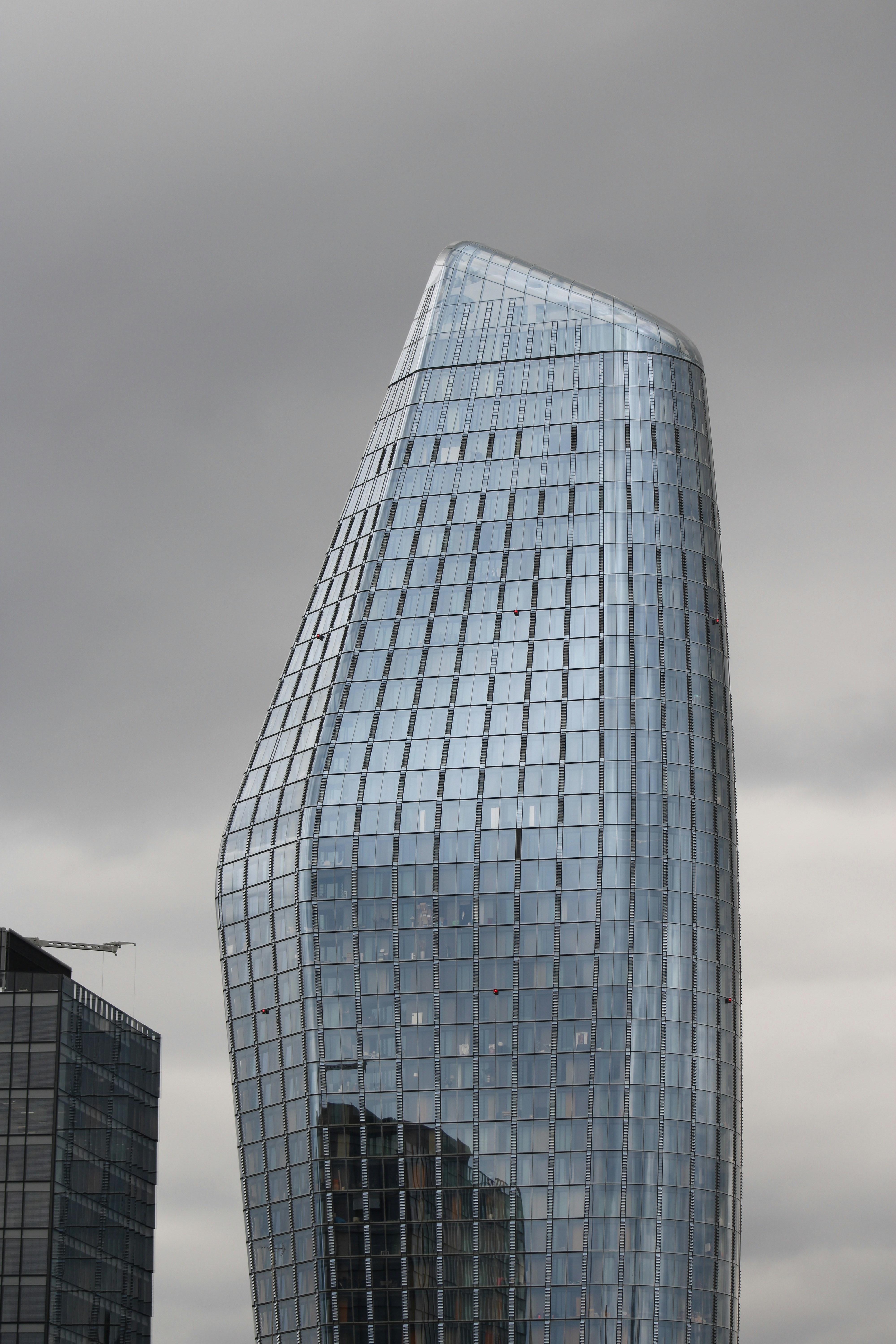 A tall glass building photo – Free Grey Image on Unsplash