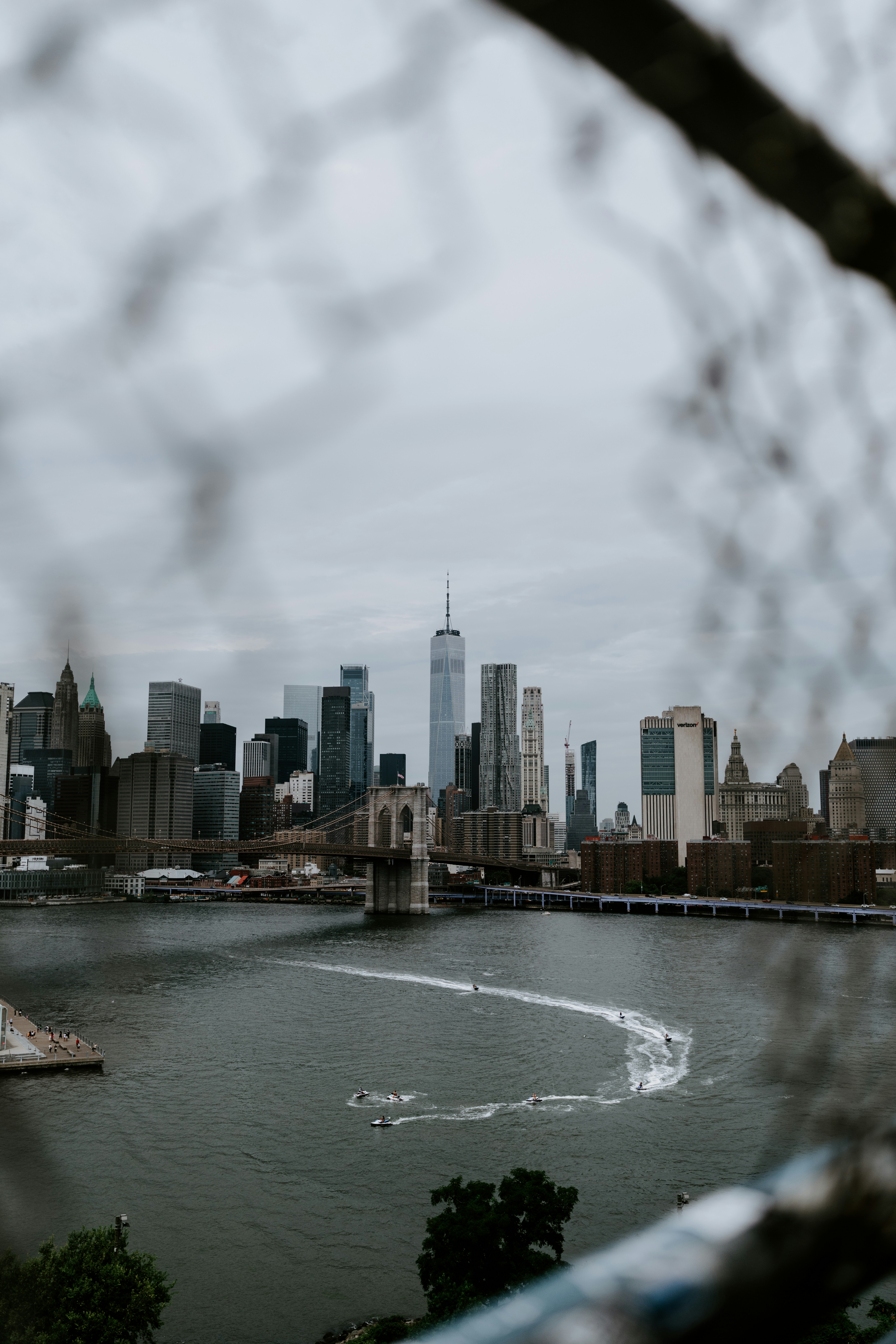 Circular View of Manhattan: Brooklyn Bridge and One World Trade Center