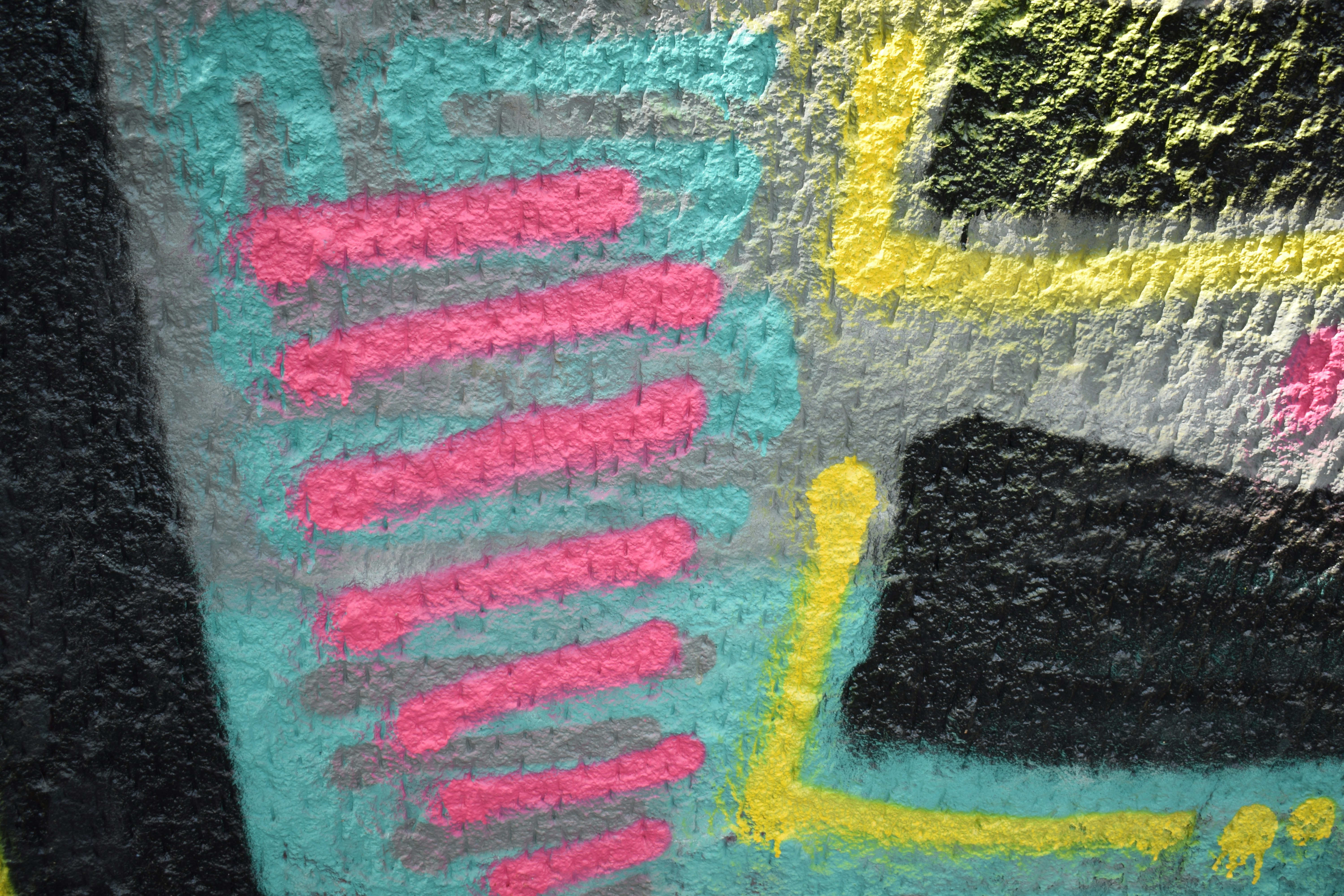 A chalk drawing on a sidewalk photo – Free Rug Image on Unsplash