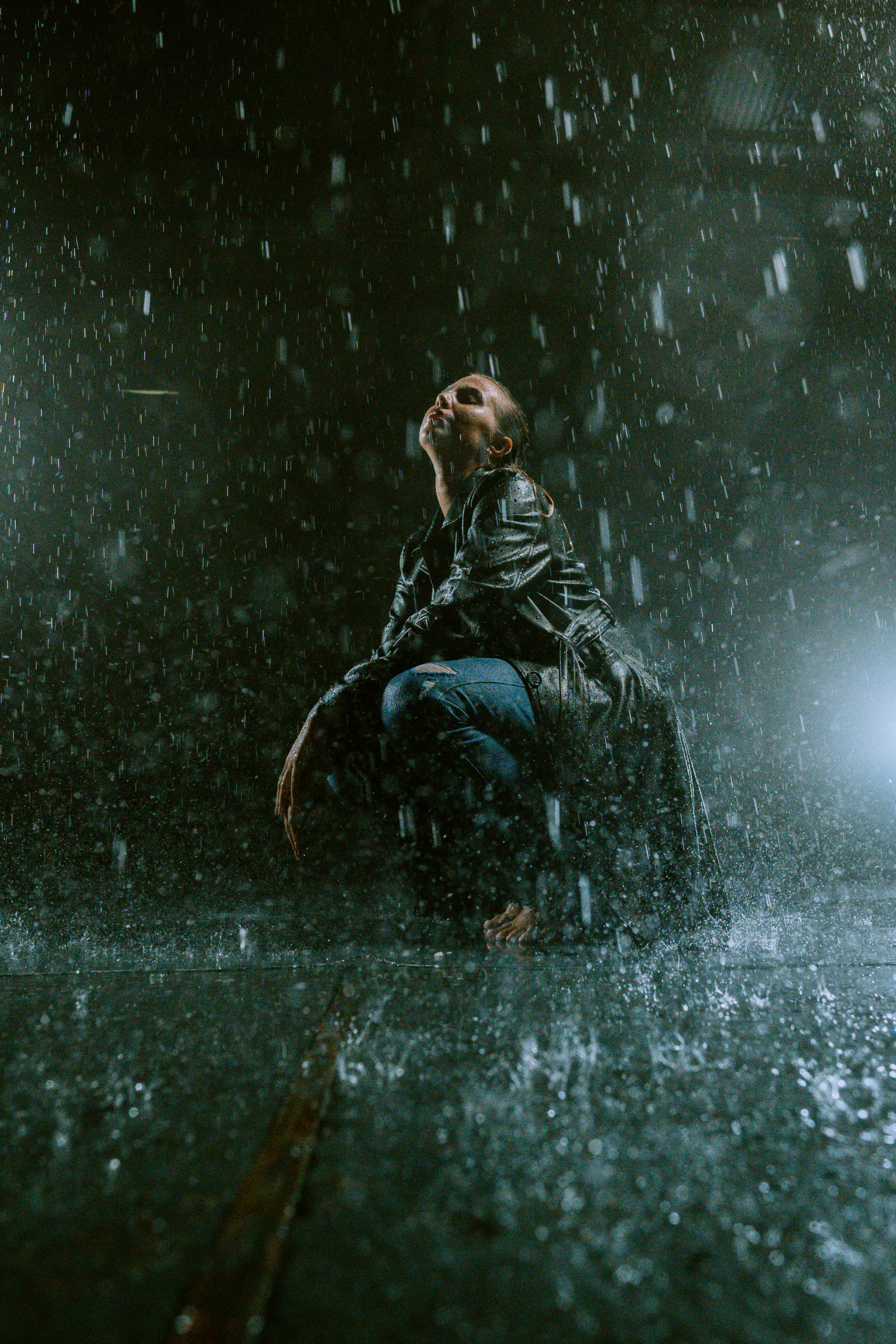A man riding a horse in the rain photo – Free Nature Image on Unsplash