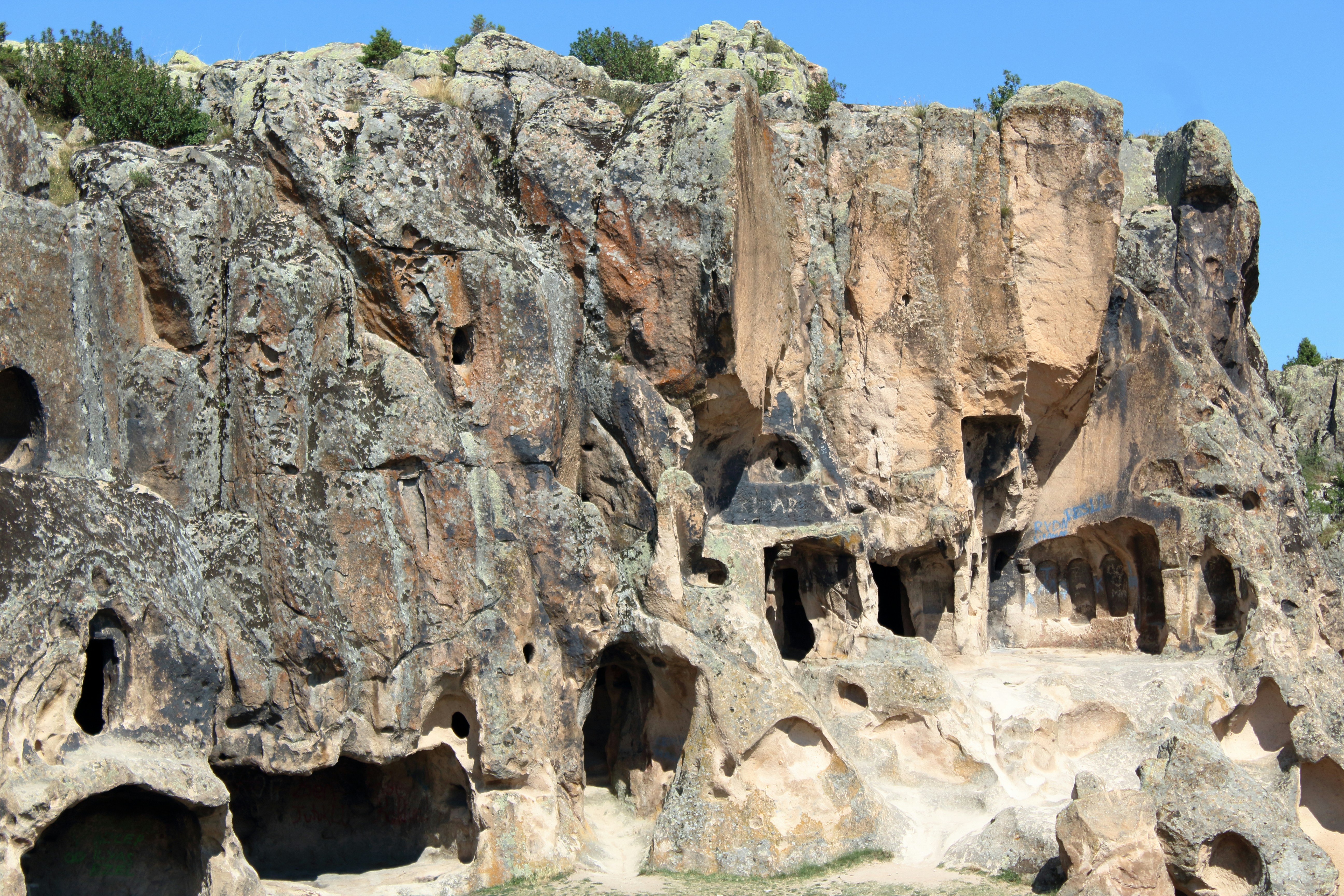 A large rock structure photo – Free Ancient Image on Unsplash