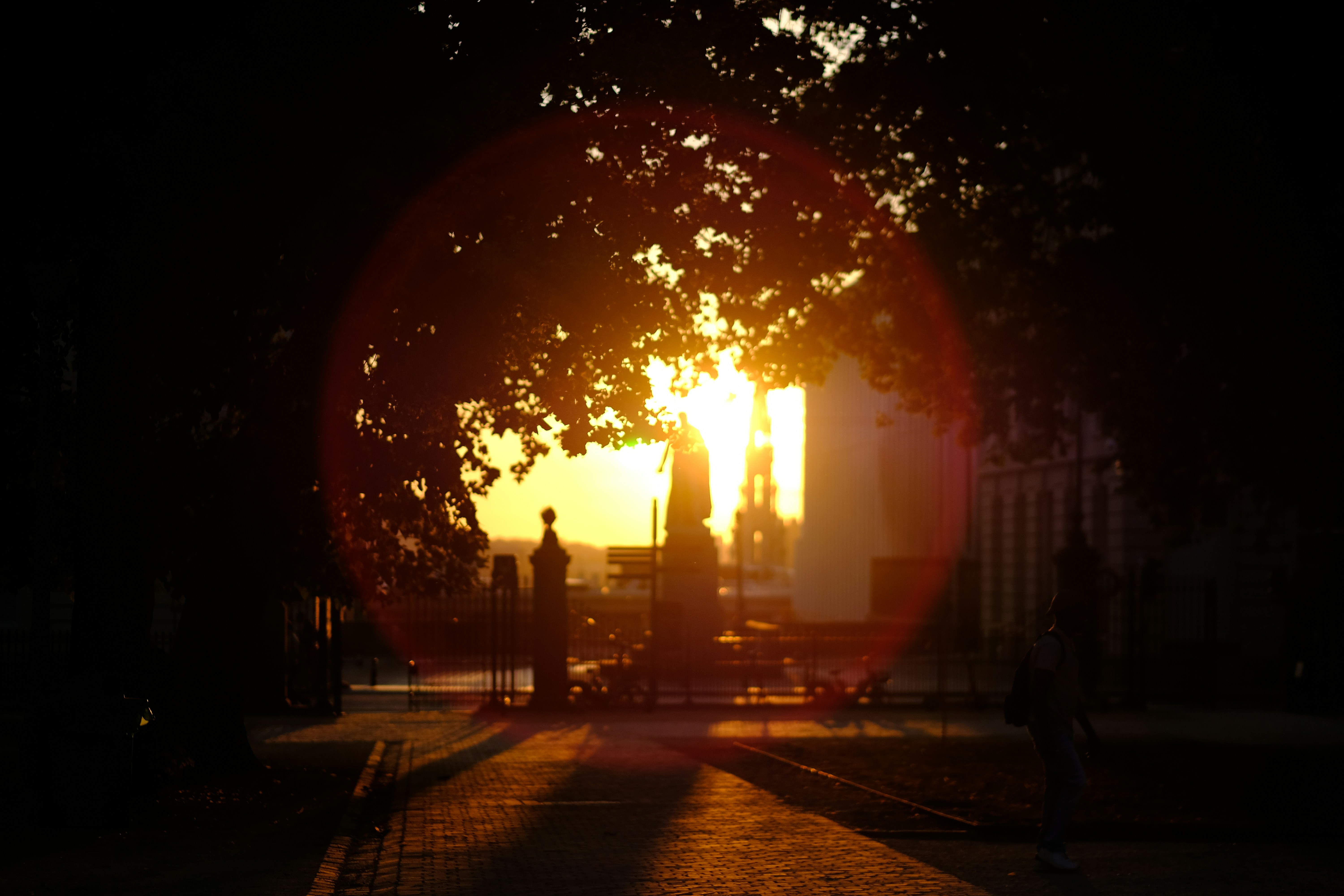A fire in a building photo – Free Flare Image on Unsplash