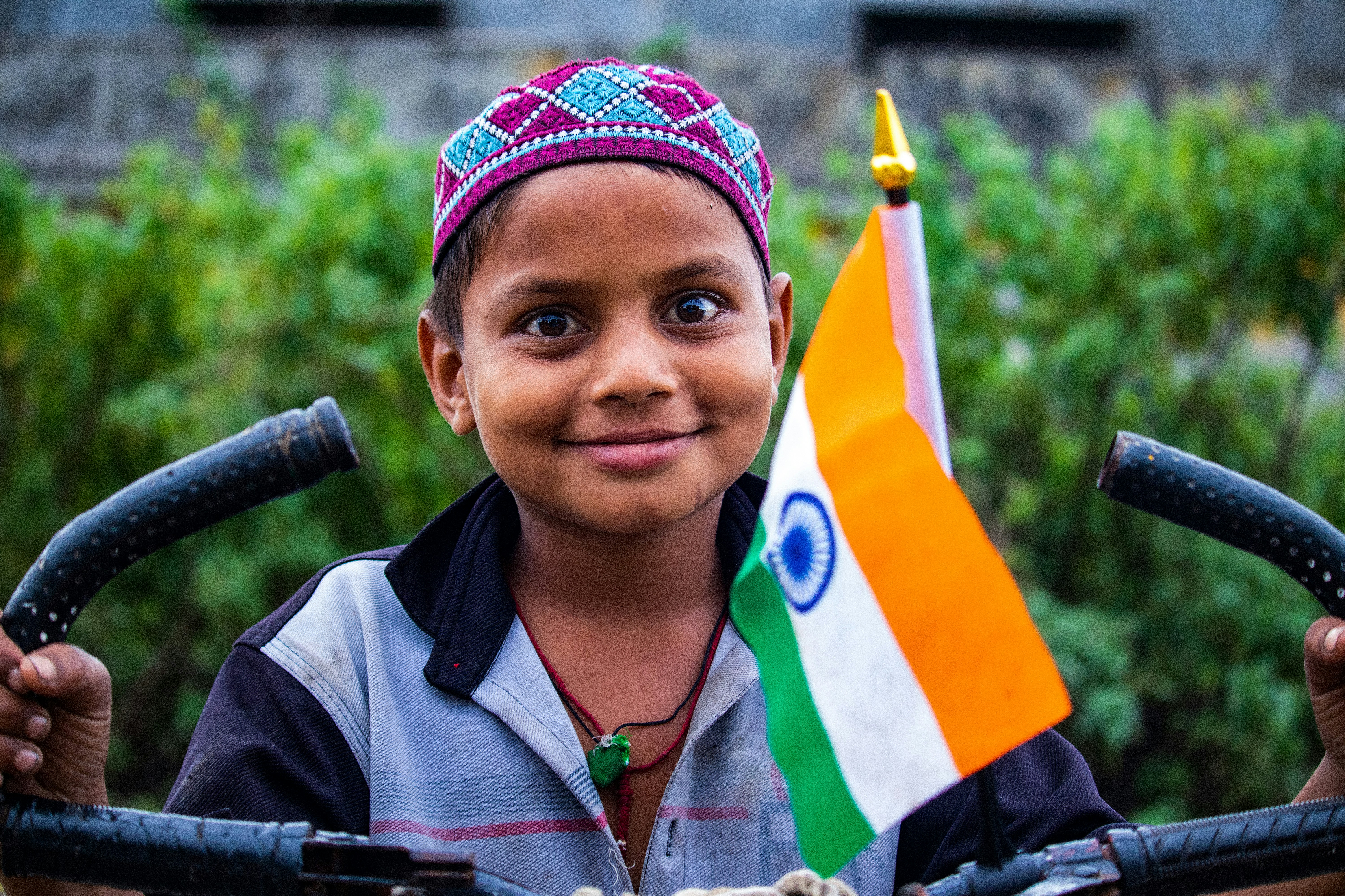 A boy in a military uniform photo – Free Nanded Image on Unsplash