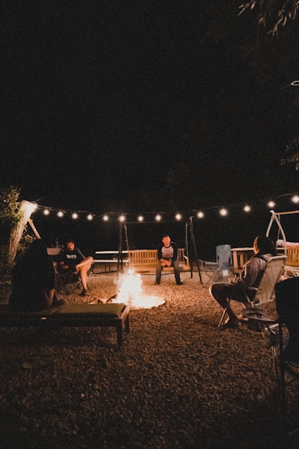Bonfire Party Planning: Ideas, Food, and a Complete Guide — Dream Event ...