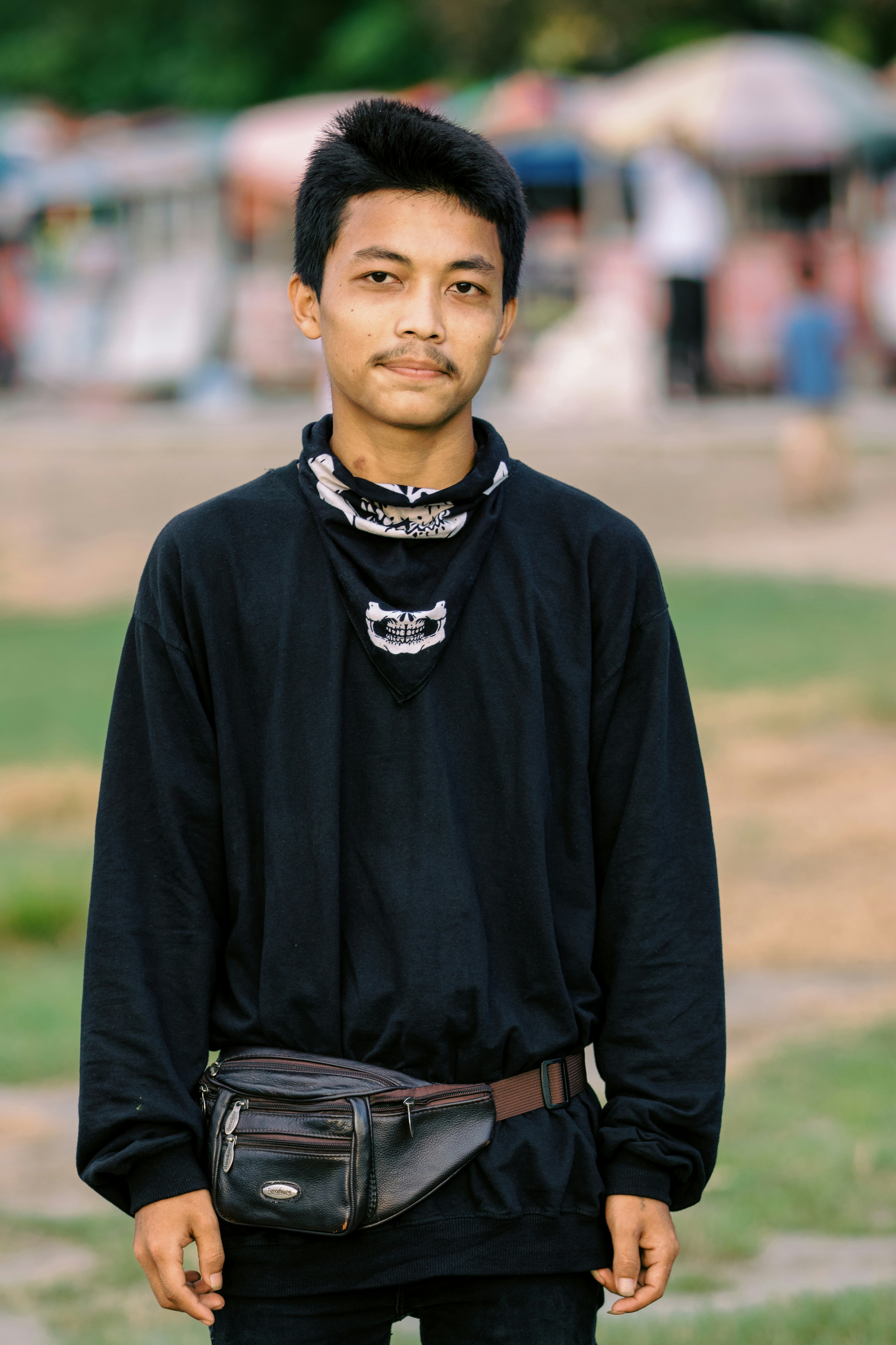 A man wearing a black shirt photo – Free Potrait photo Image on Unsplash