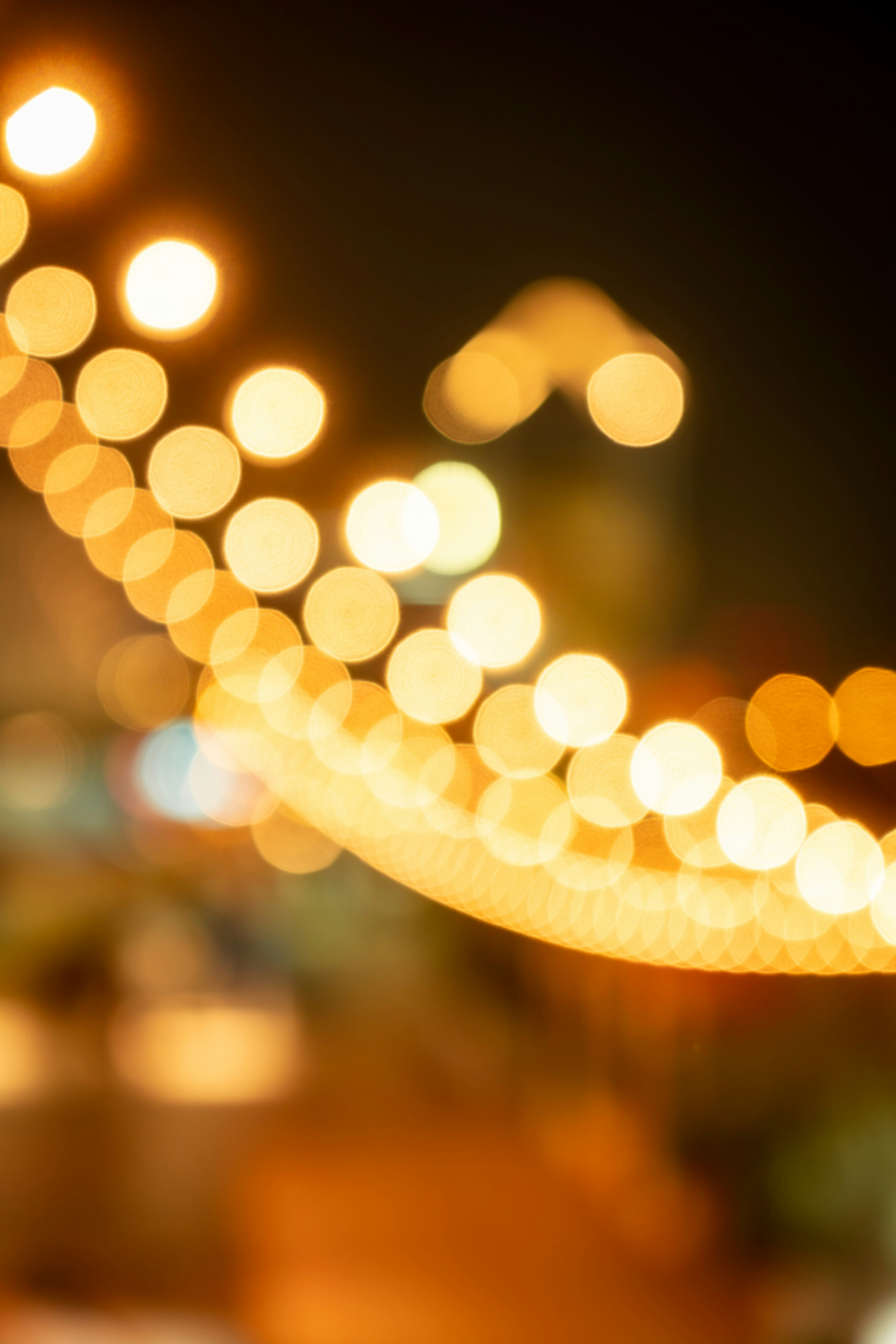 Verschwommene Lichter an einem Baum Foto – Kostenloses Bild zum Thema Licht auf Unsplash