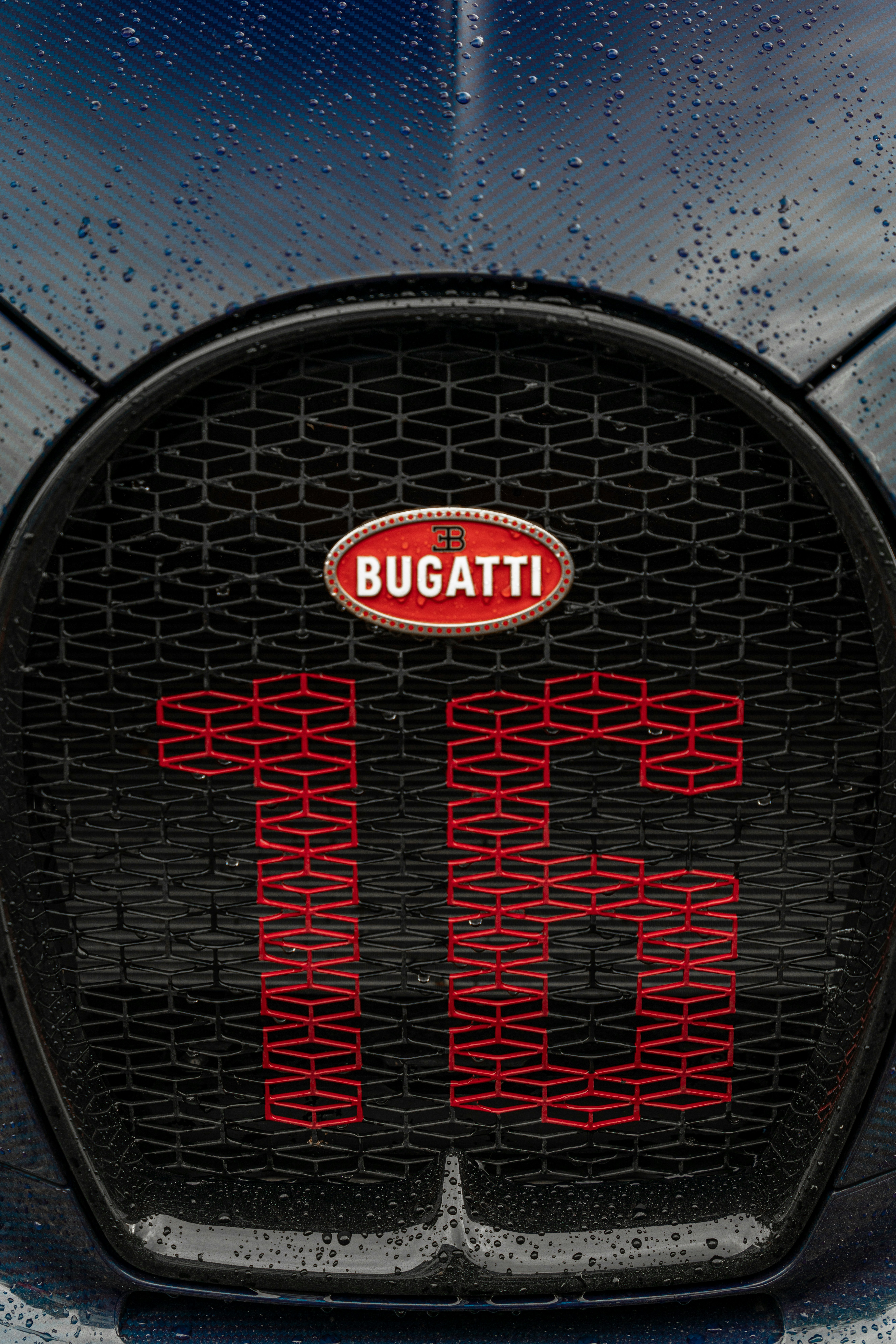 A close up of a car's grill photo – Free Hypercars Image on Unsplash