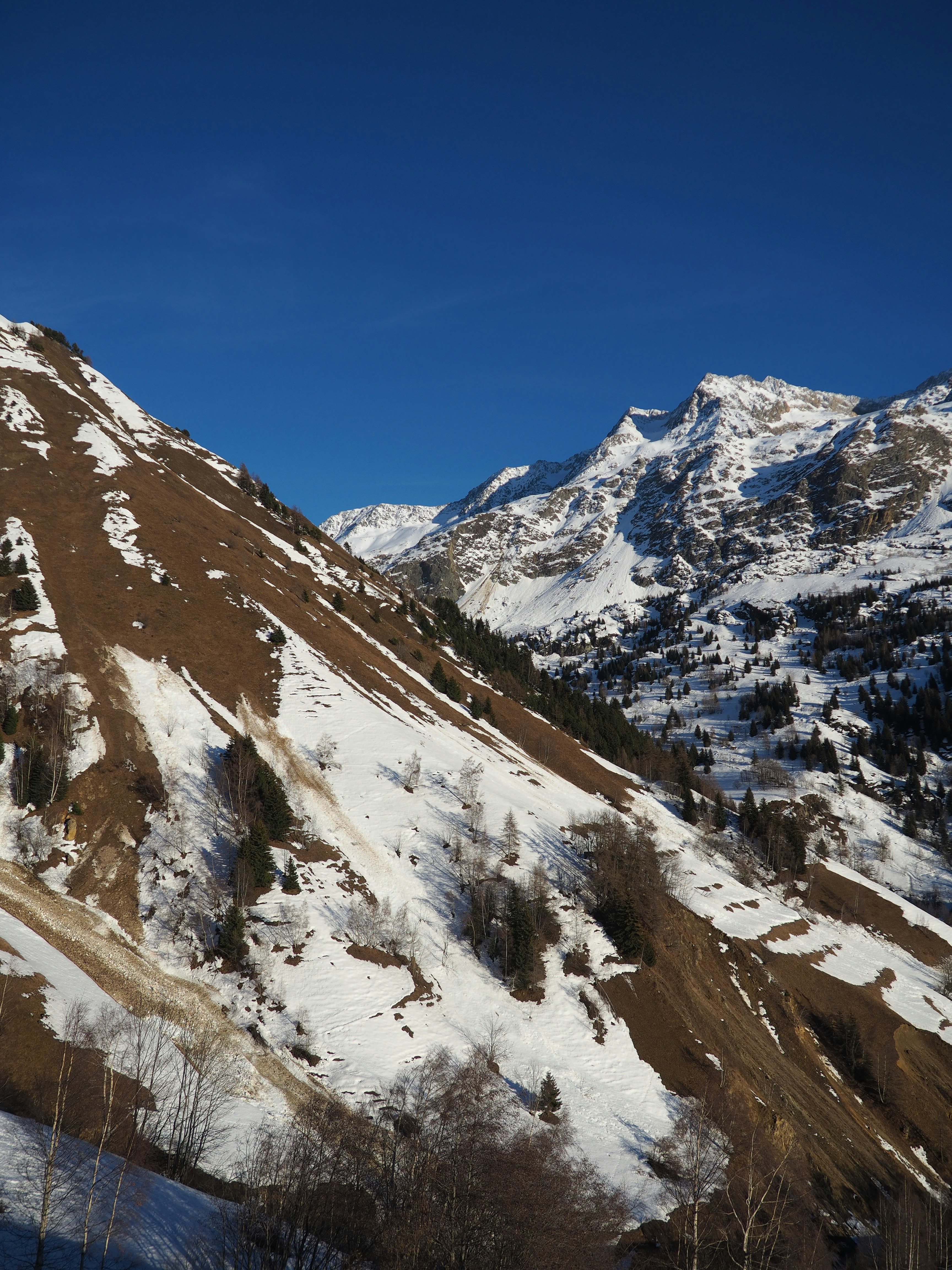 A snowy mountain side photo – Free France Image on Unsplash