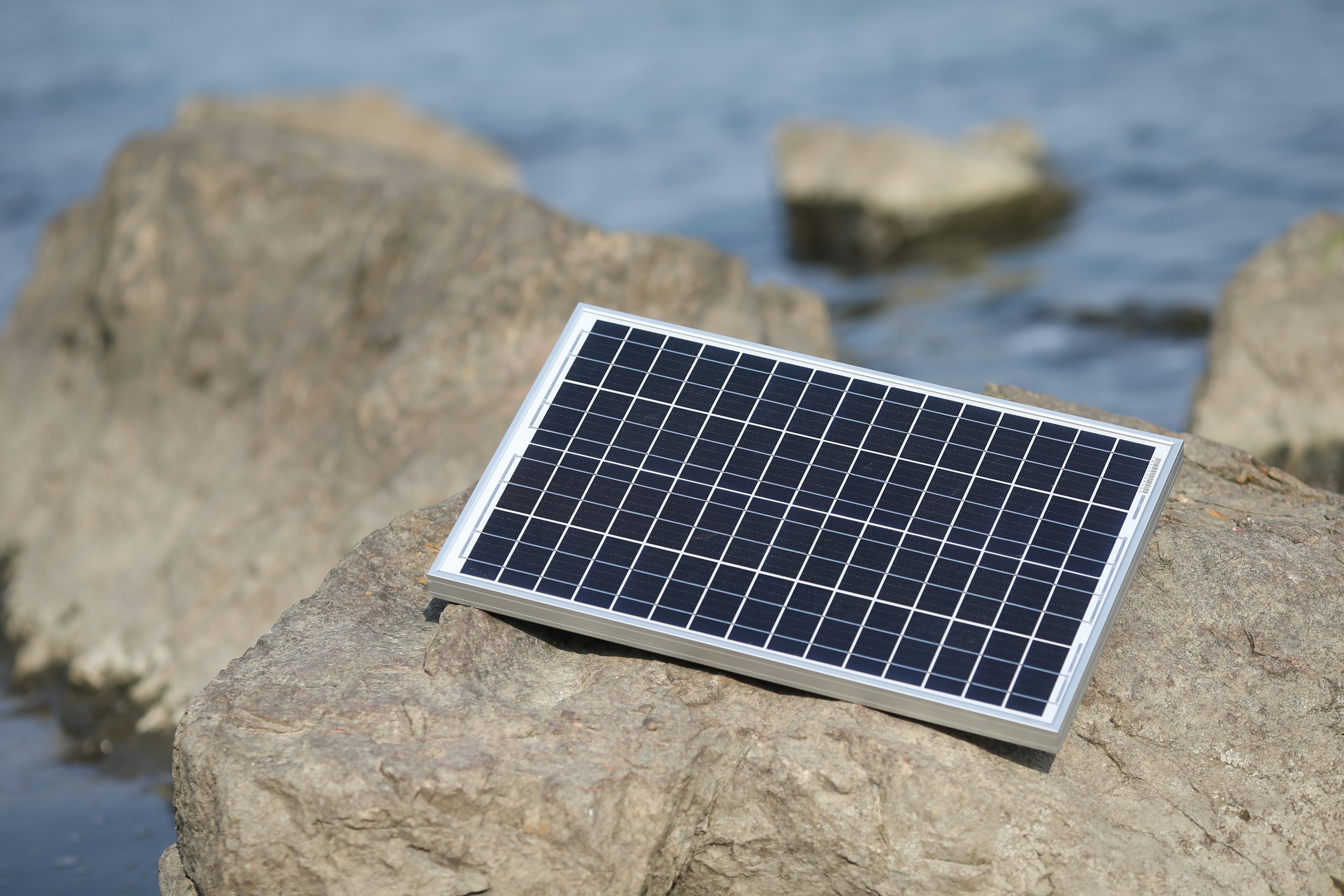 A solar panel on a rock photo – Free Grey Image on Unsplash