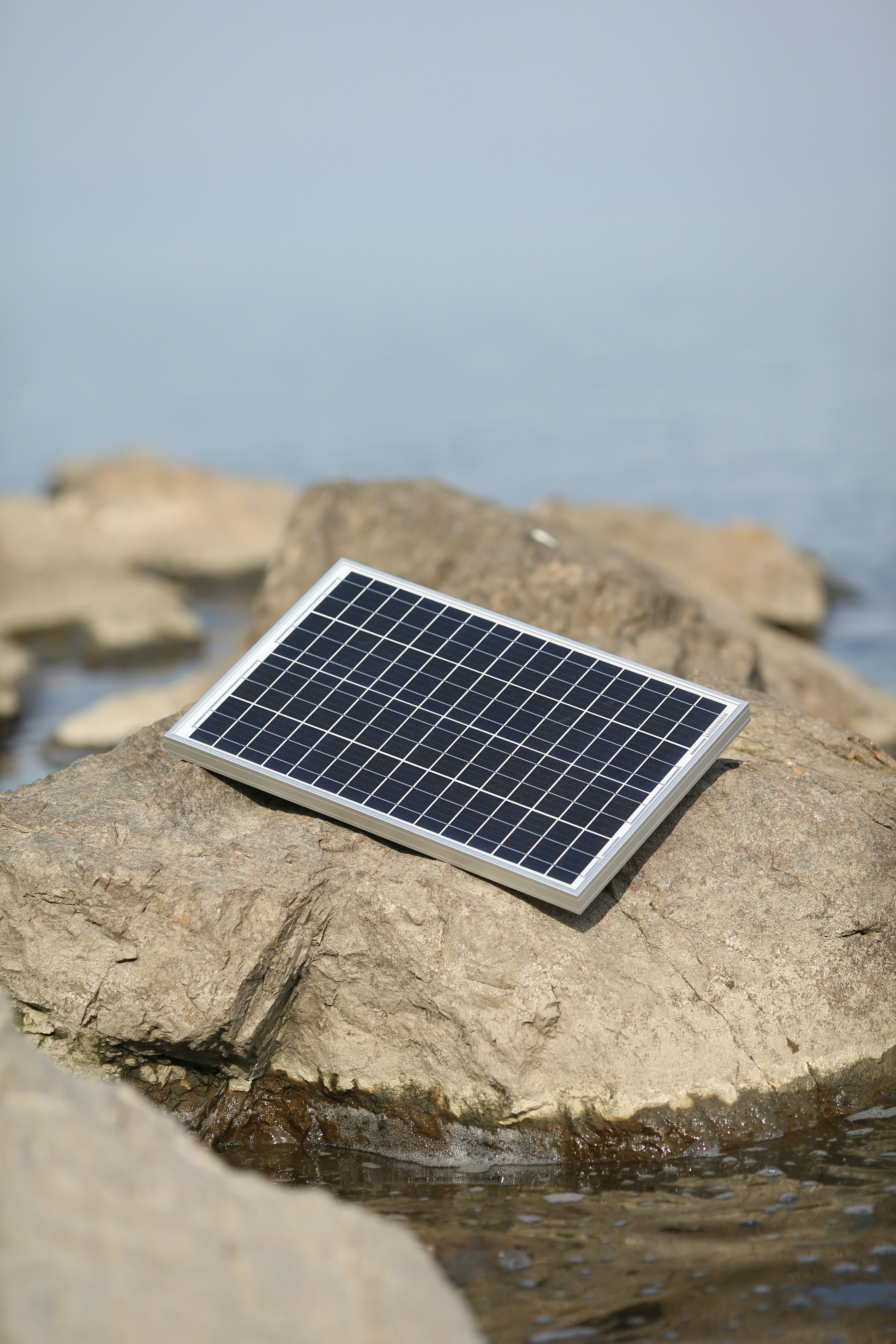 A solar panel on a rock photo – Free Grey Image on Unsplash