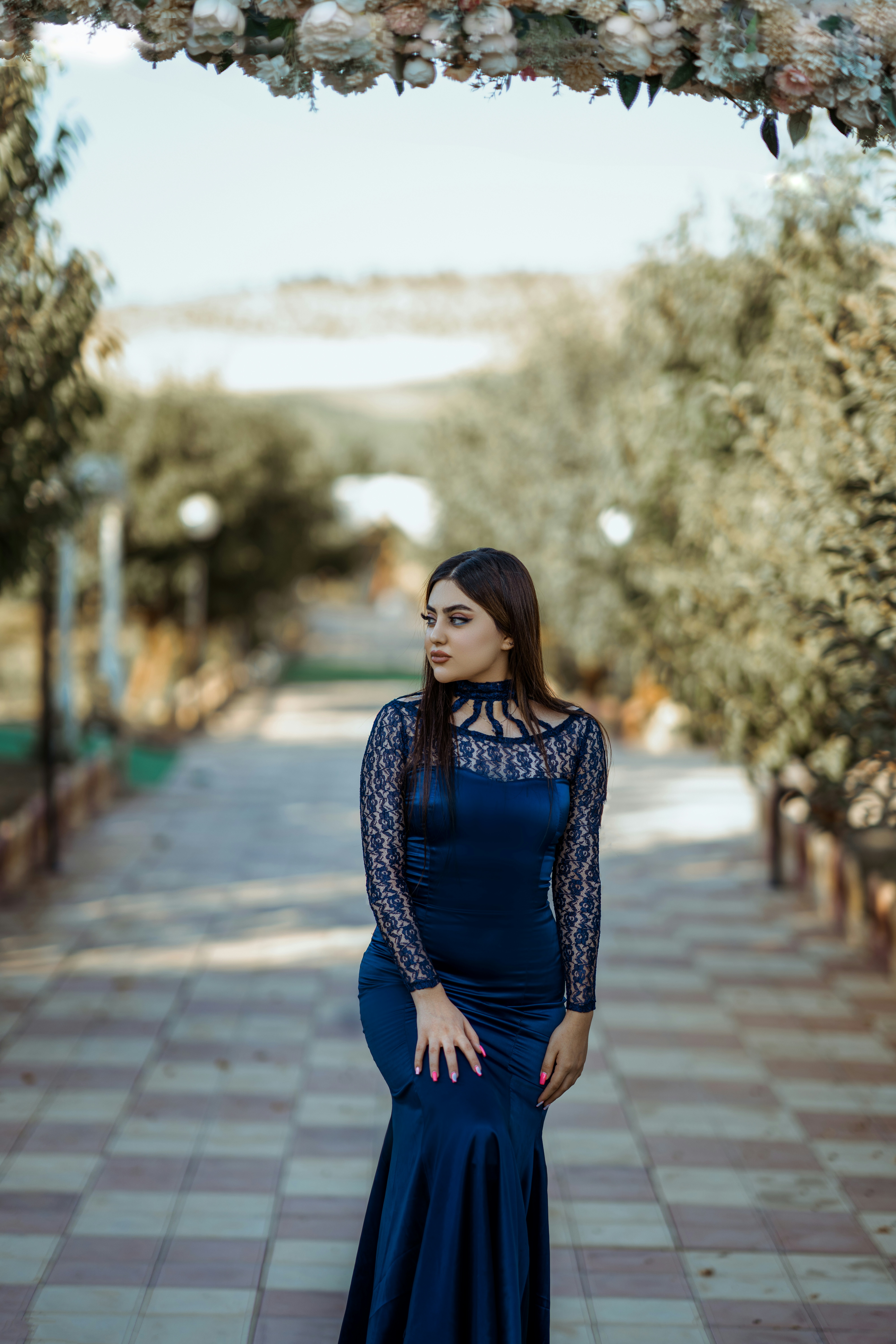 A person standing outside photo – Free Portrait Image on Unsplash