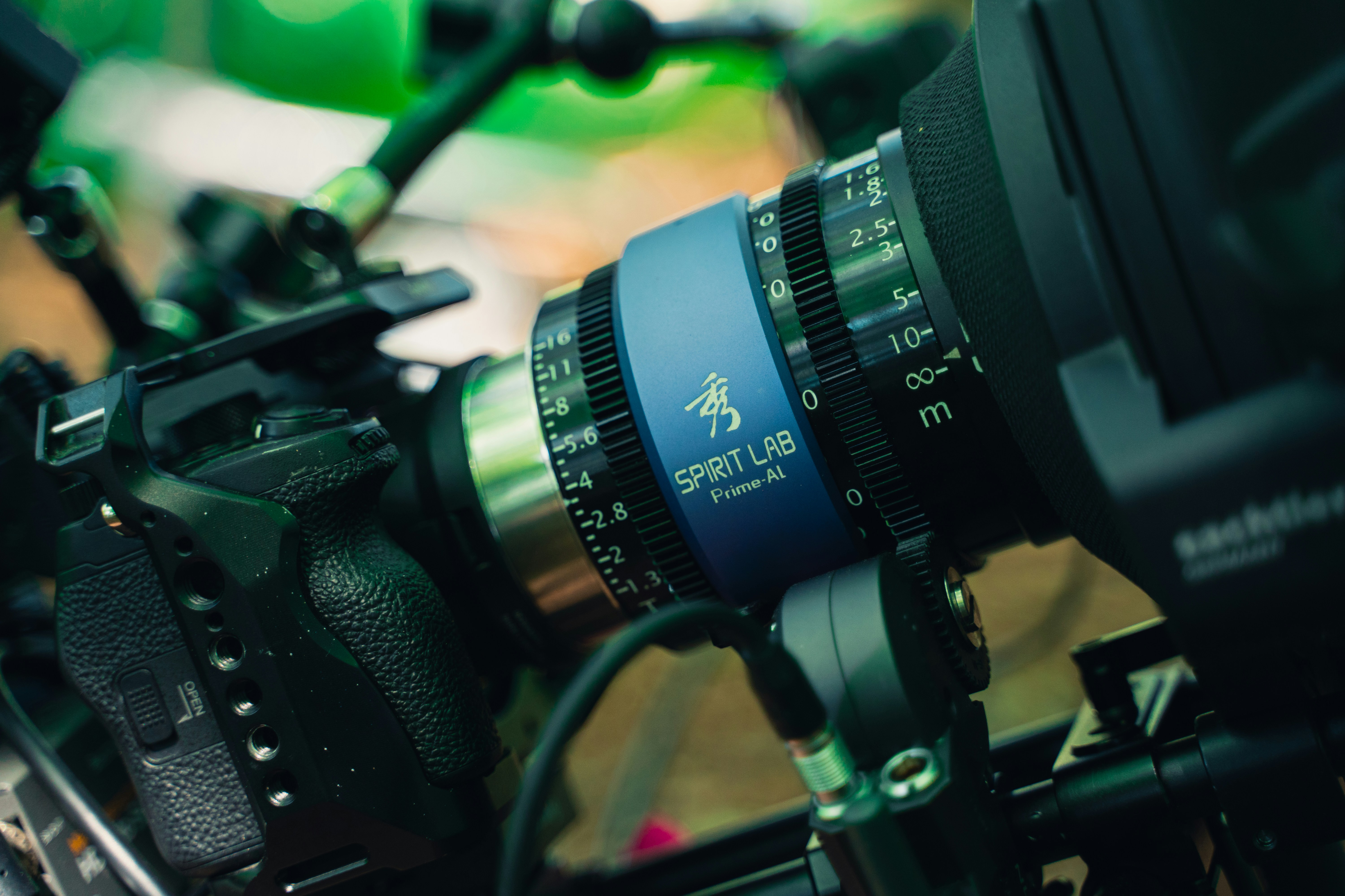 Microfilm in the Spotlight: A Close-Up on the Spirit Lab Lens
