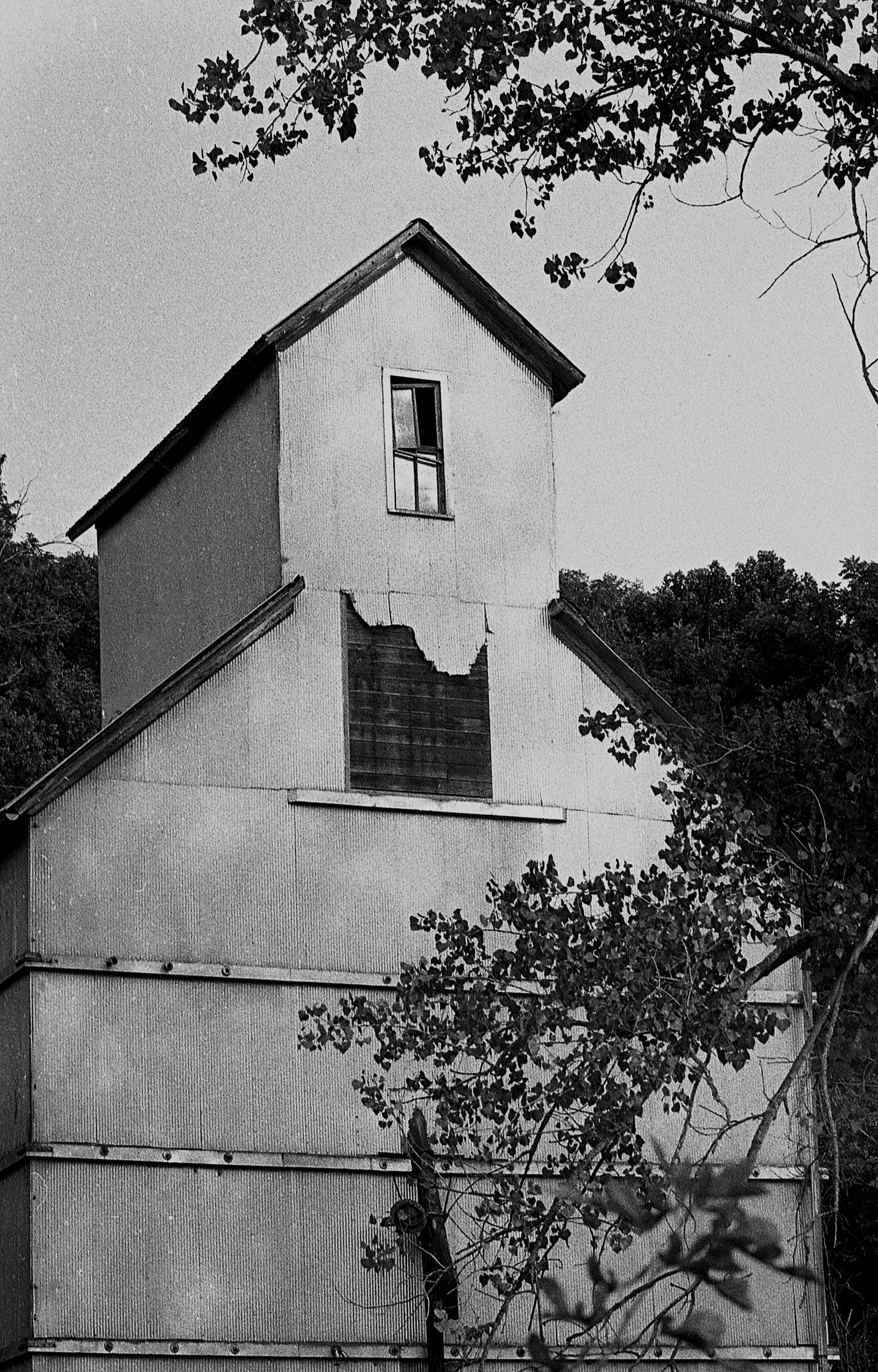 A grey and white building photo – Free Weston Image on Unsplash