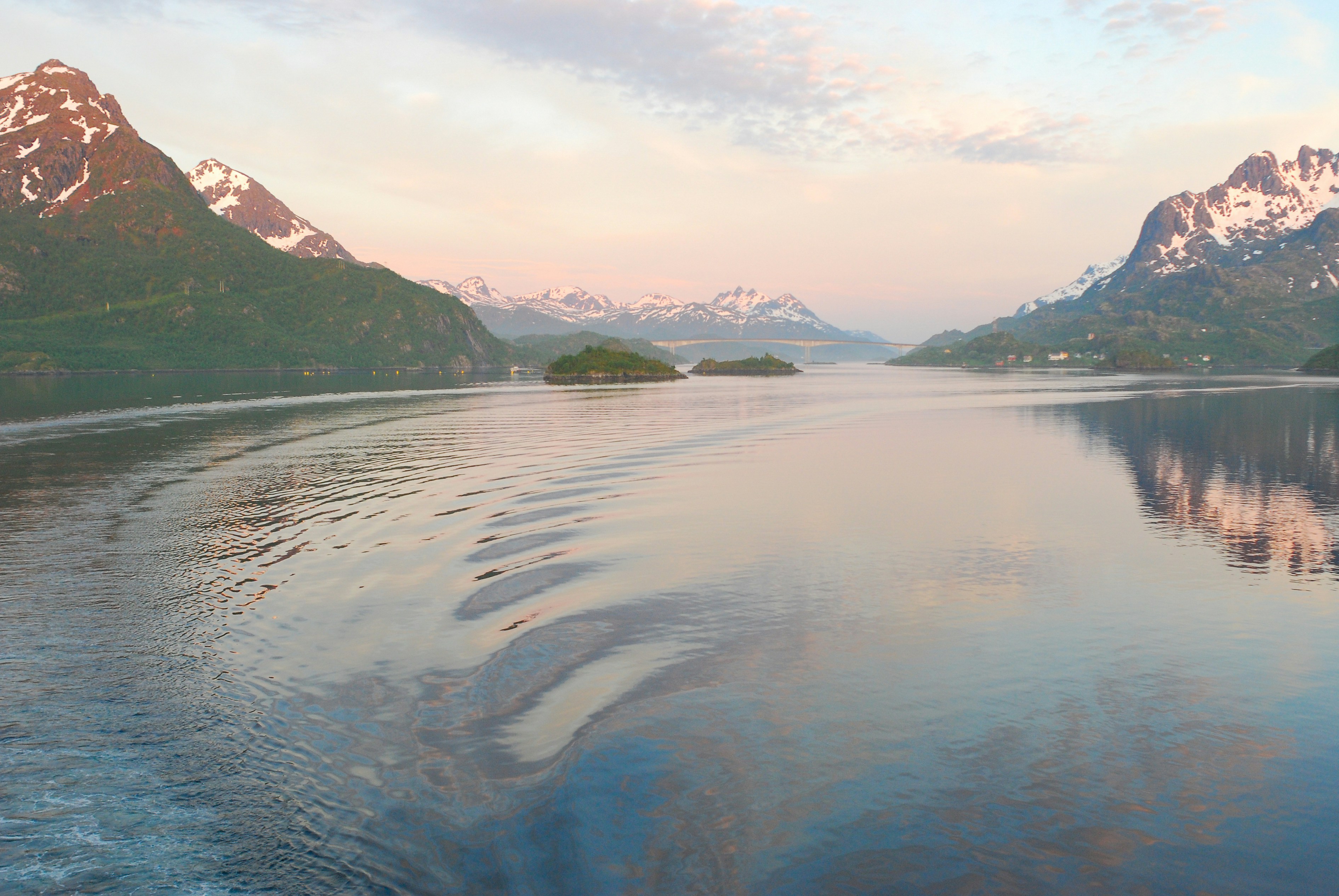 Serene Wake in Arctic Twilight