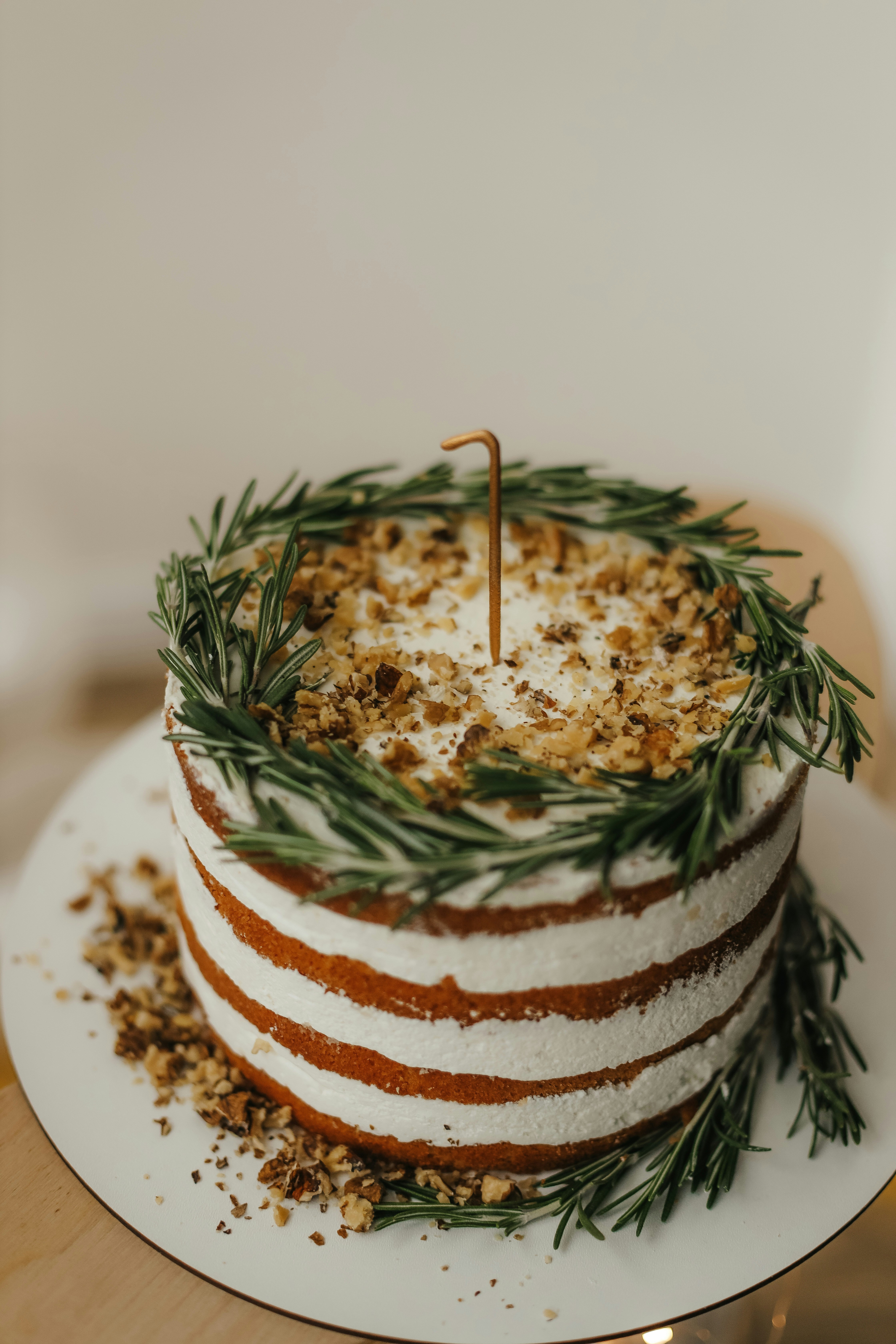 A cake with a green topping photo – Free Food Image on Unsplash