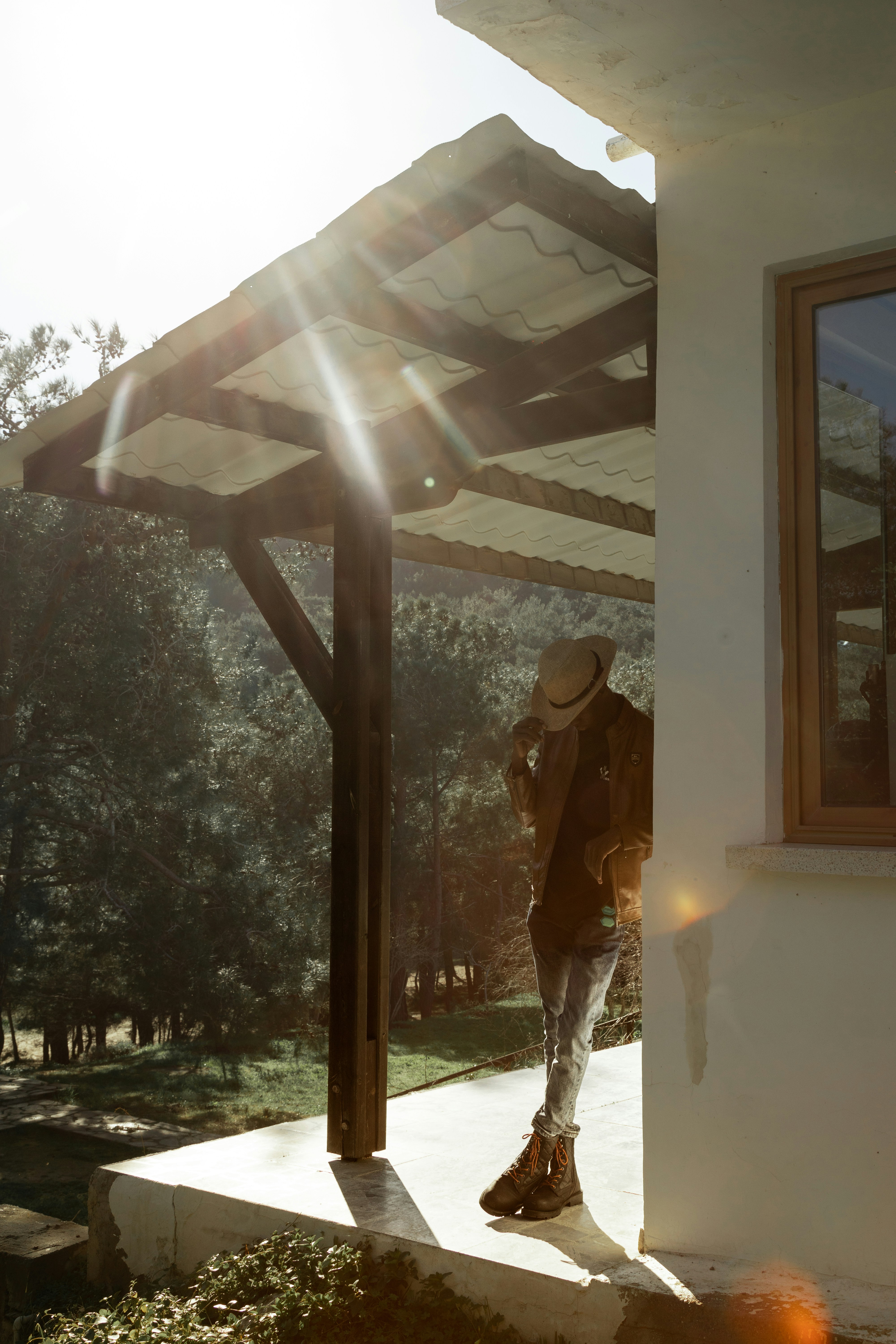 Photo by Ben Iwara with Canon EOS R