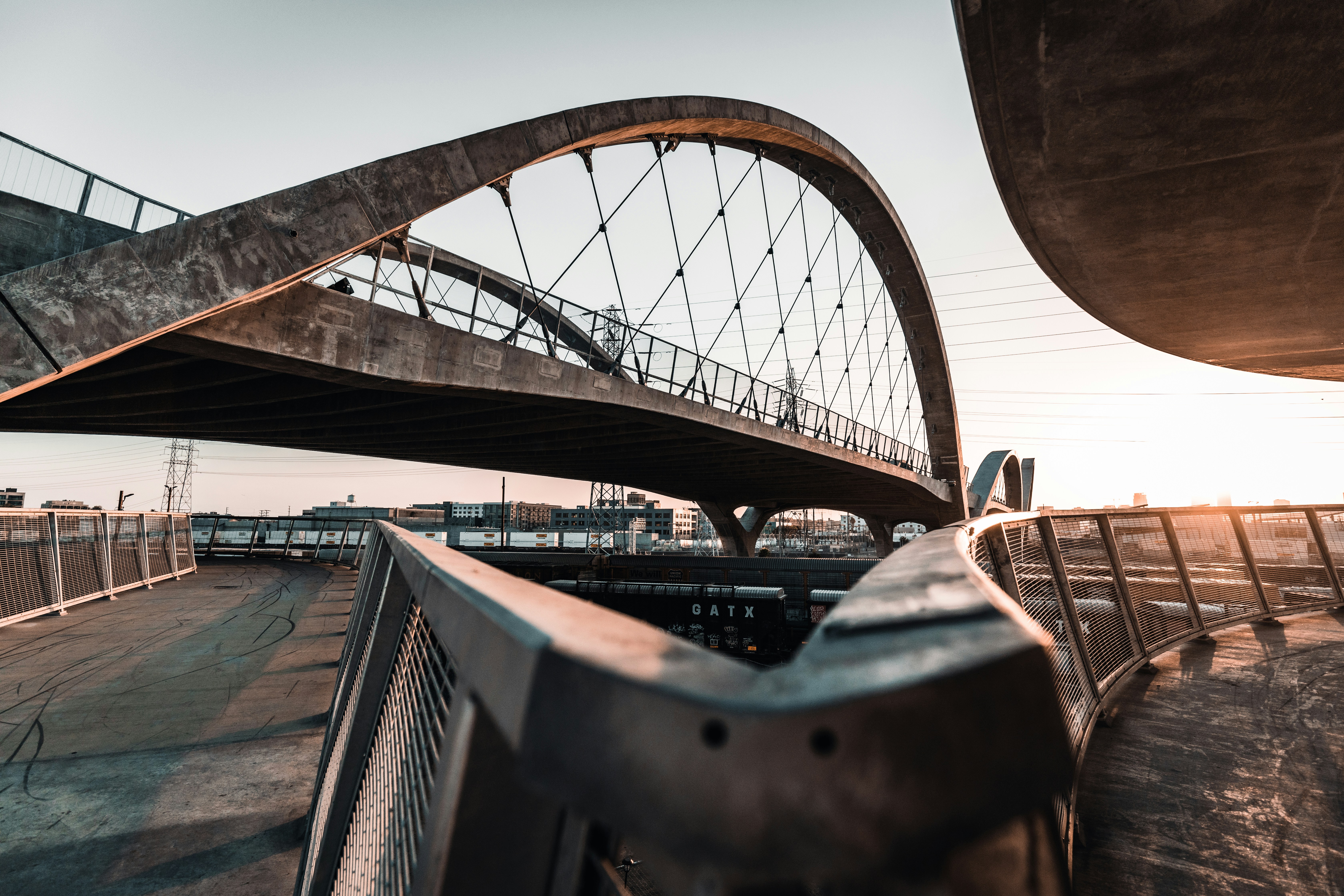 A large metal bridge photo – Free Bridge Image on Unsplash