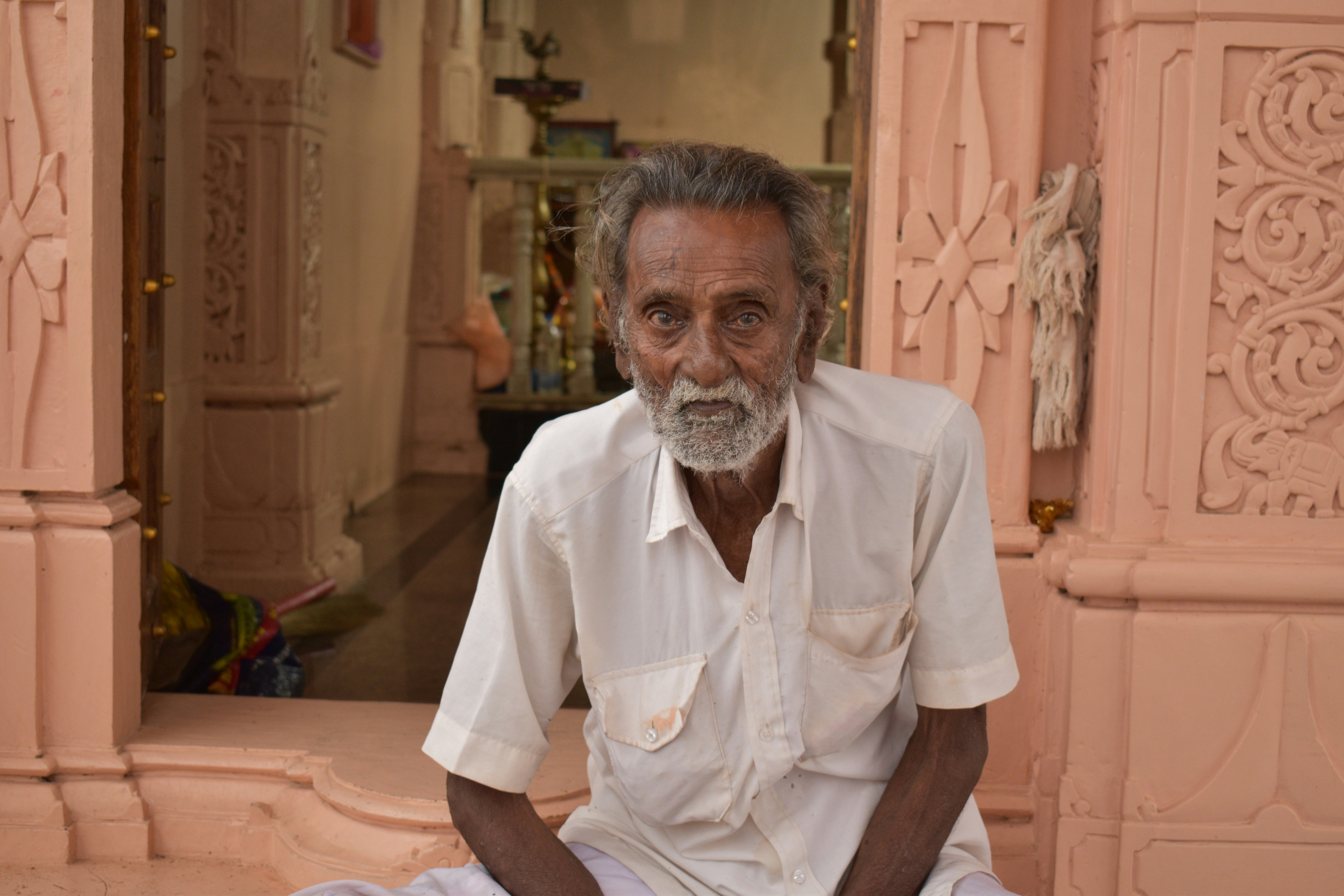 Simple Man Pictures | Download Free Images on Unsplash