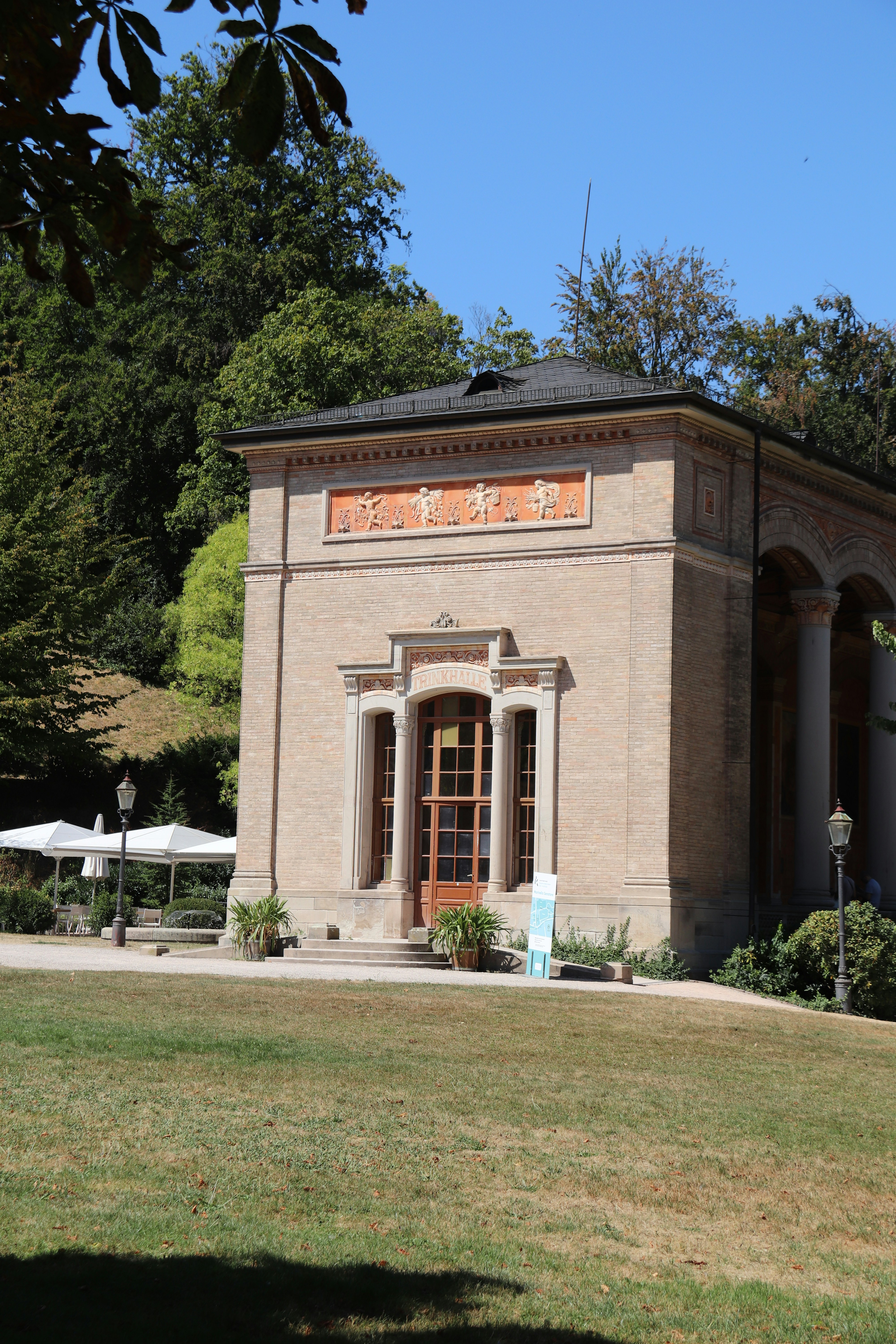 A building with a sign on it photo – Free Baden-baden Image on Unsplash
