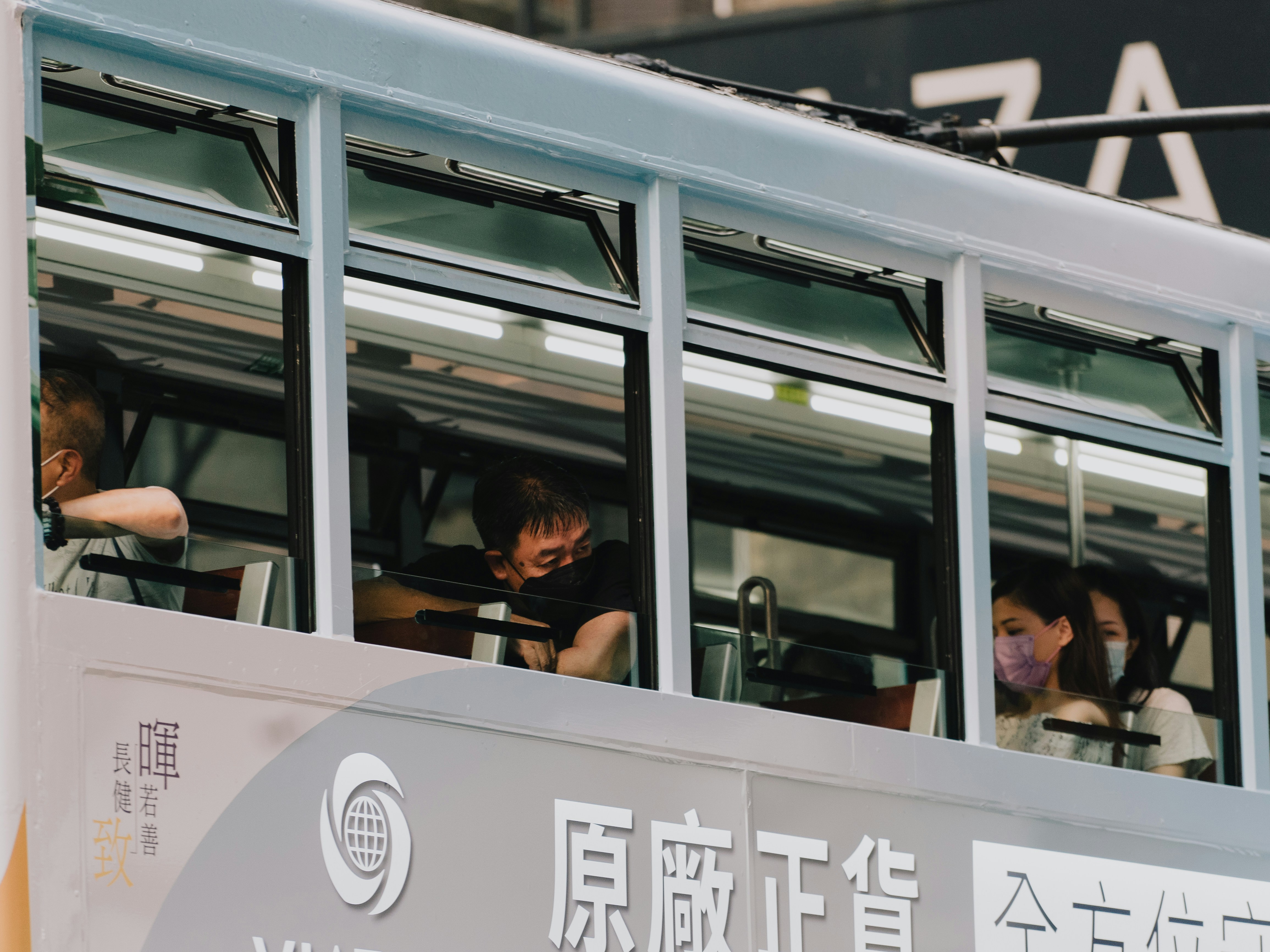 People on a train photo – Free Life Image on Unsplash