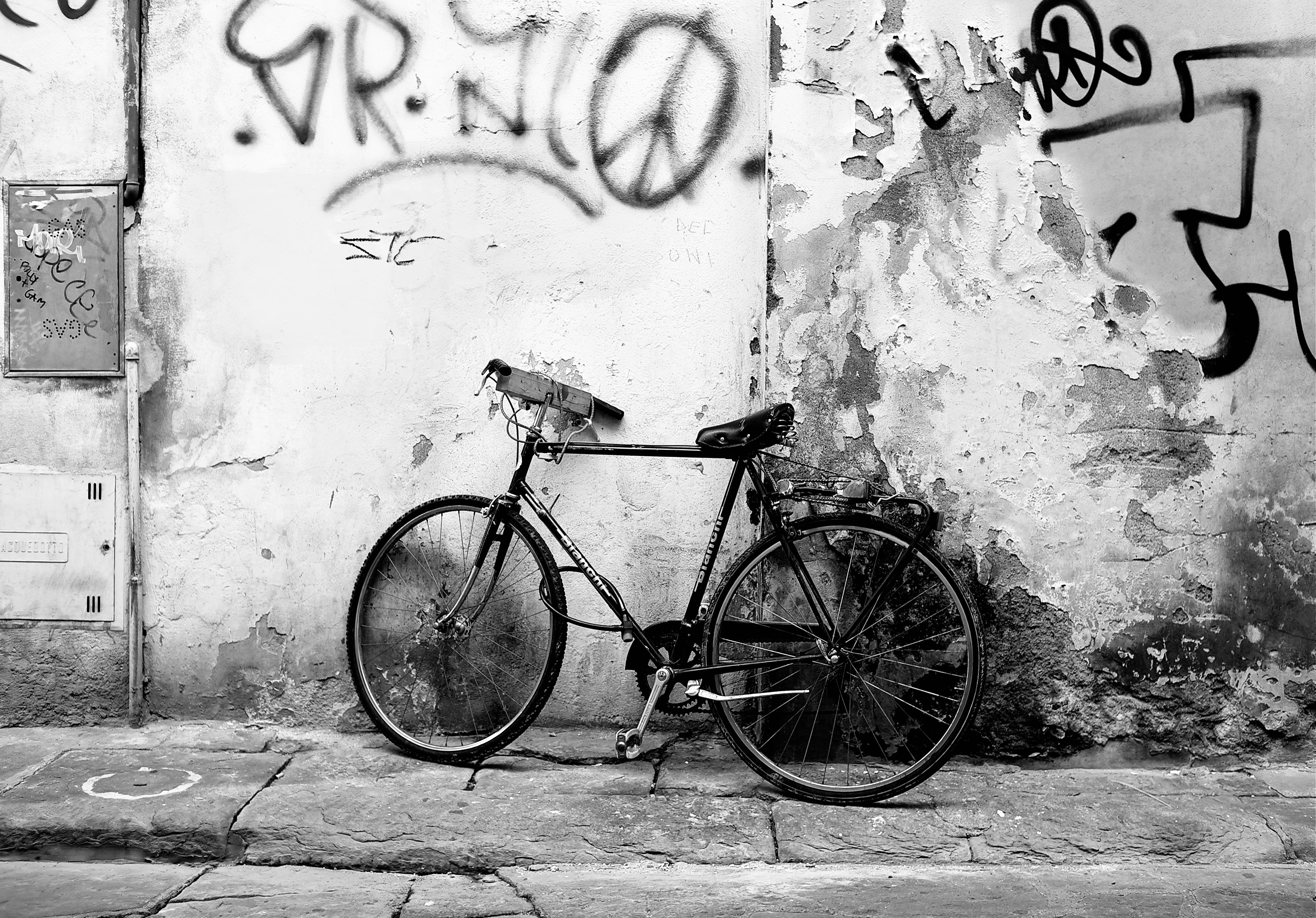 Photo by Gordon Gerard McLean with Leica X1