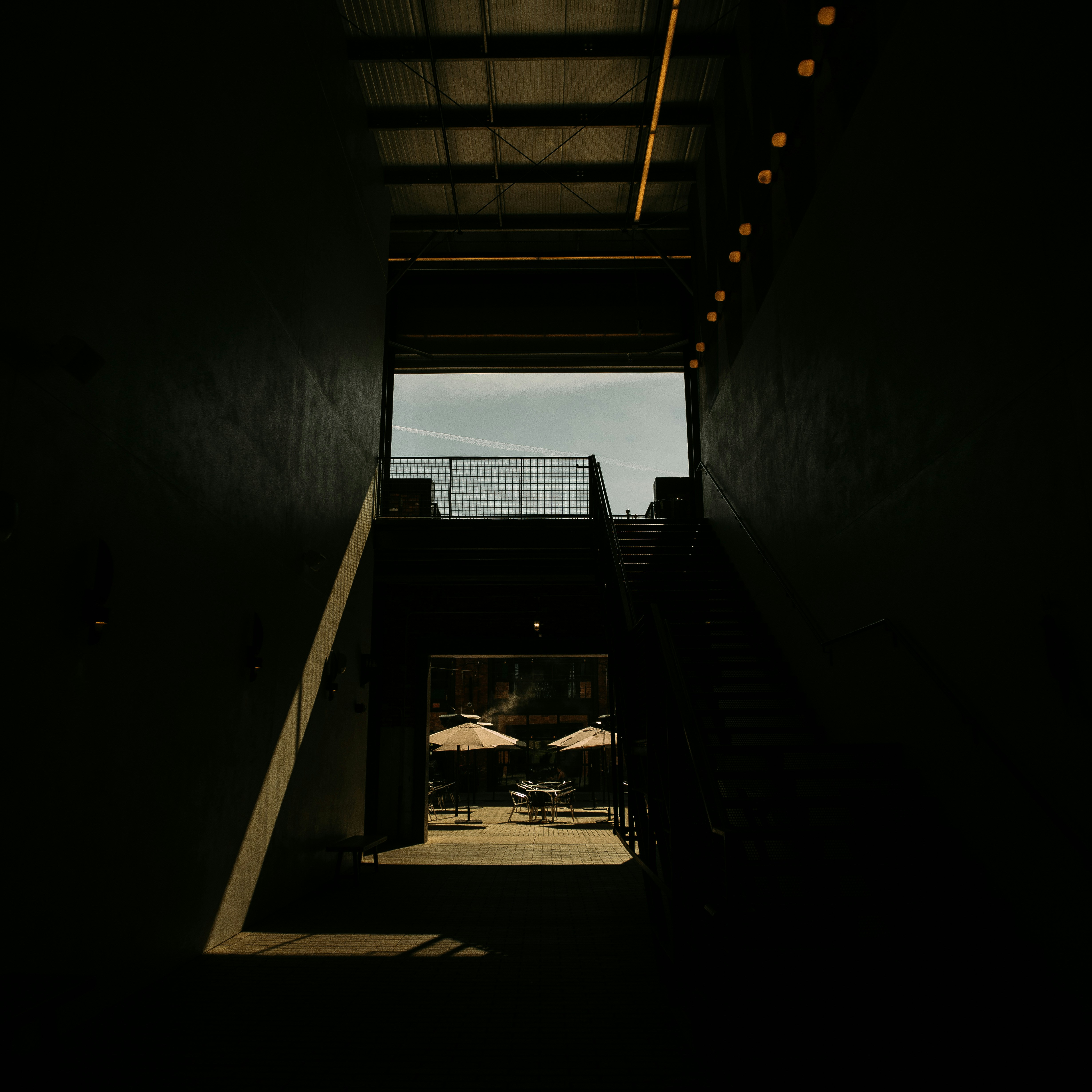 Dark Vibe Pictures | Download Free Images on Unsplash