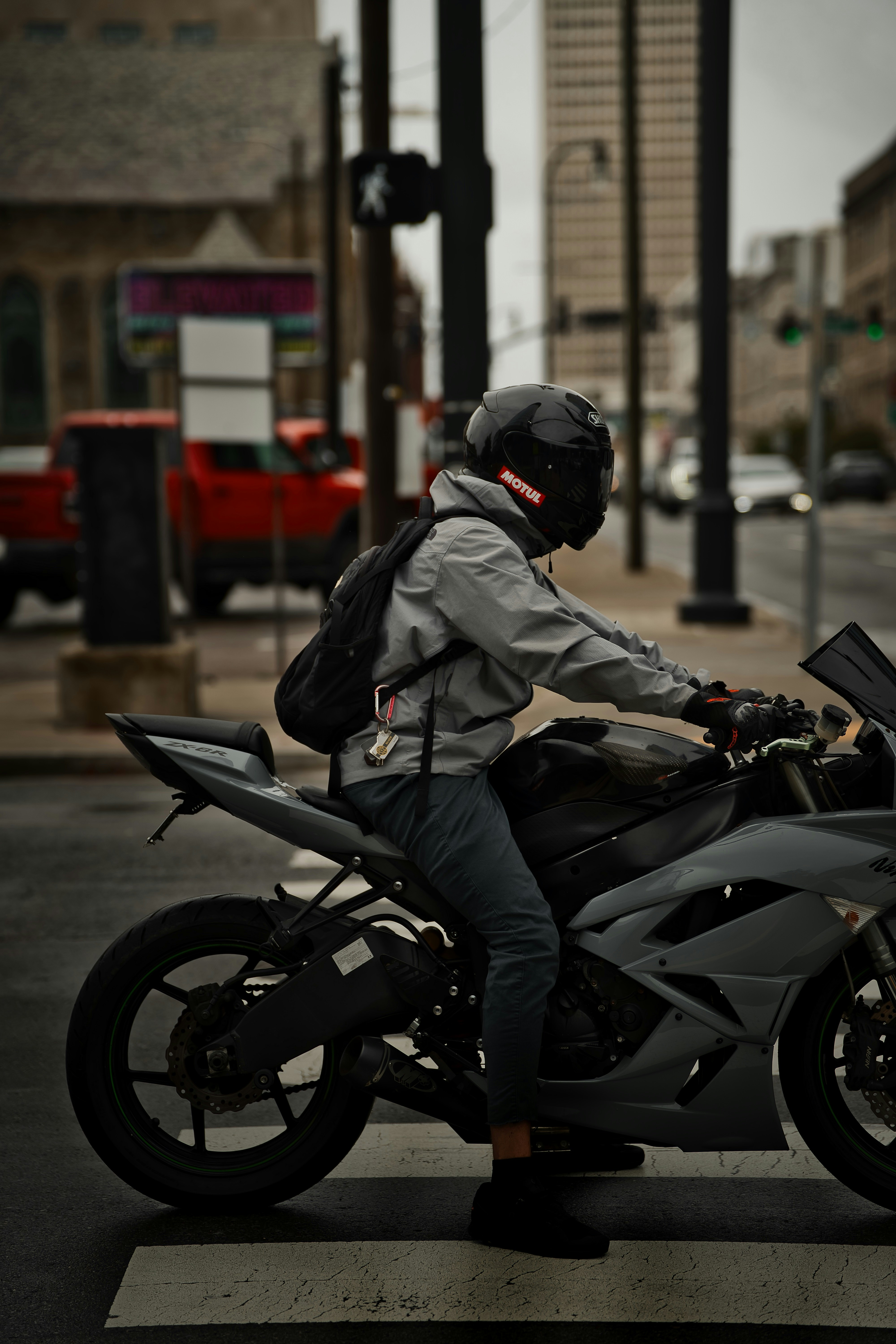 A person riding a motorcycle photo – Free Transportation Image on Unsplash