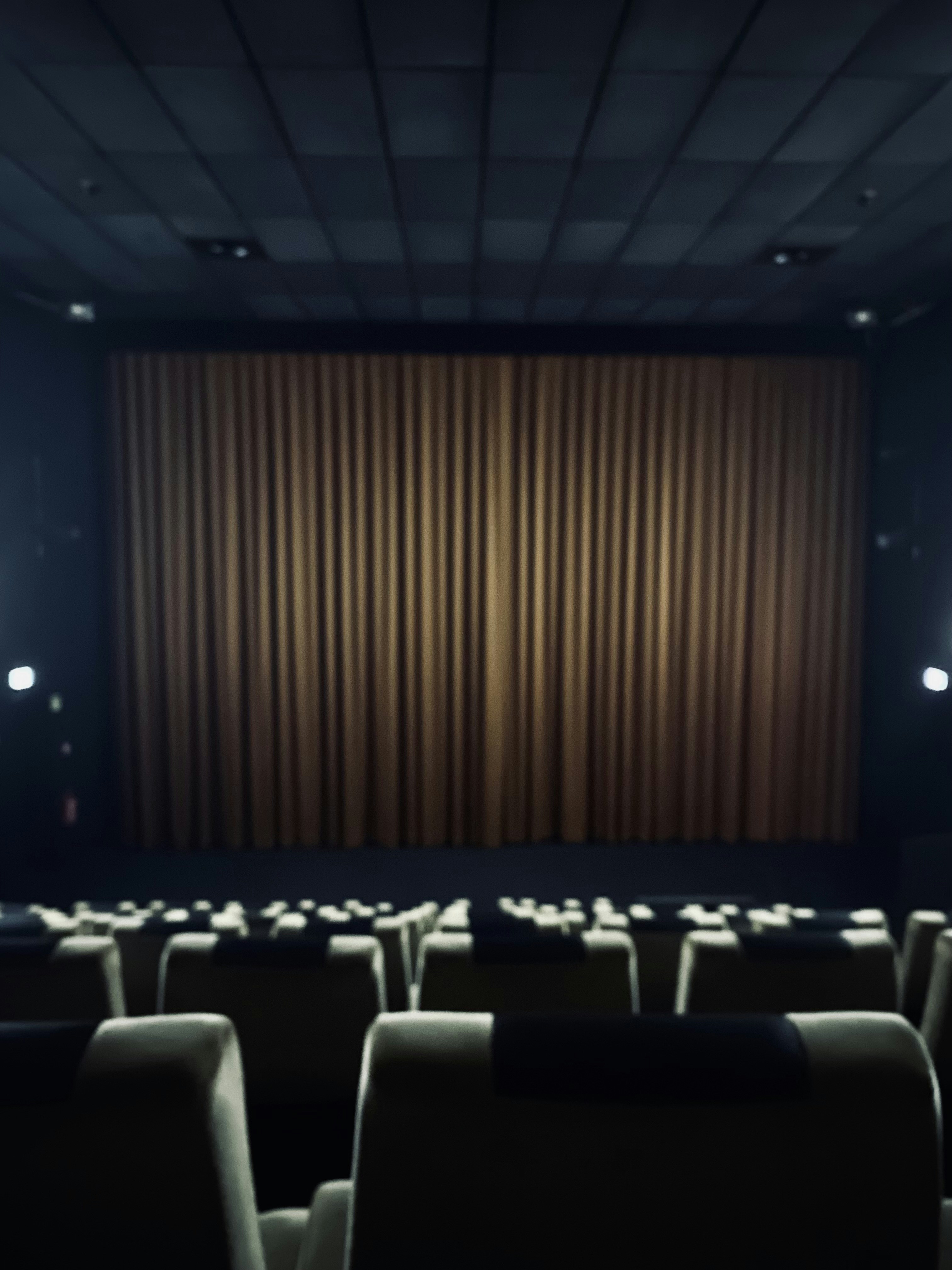 Spread Movie Song Pictures | Download Free Images on Unsplash