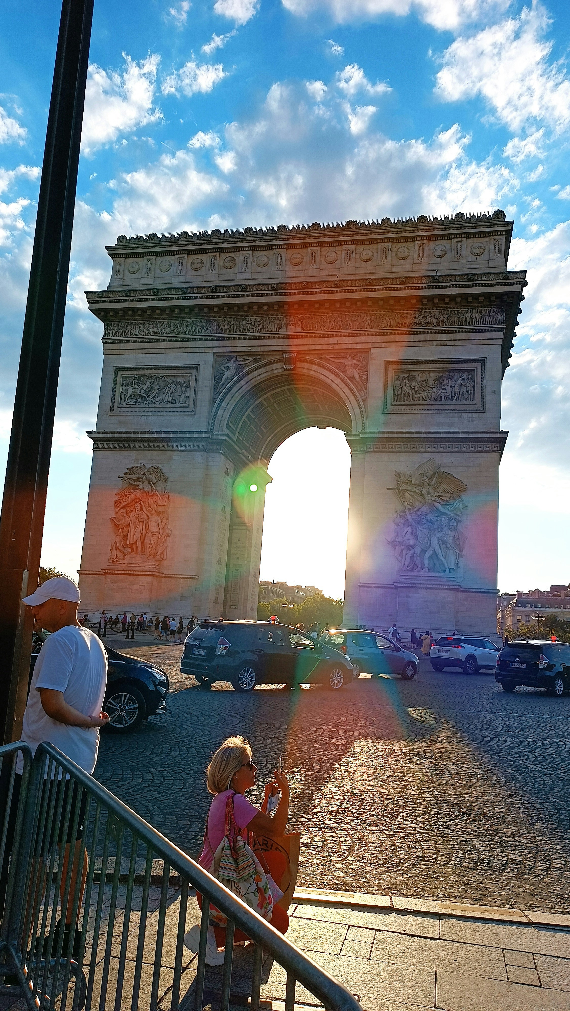 Arc of Light: Sunlit Triumph at the Arc de Triomphe