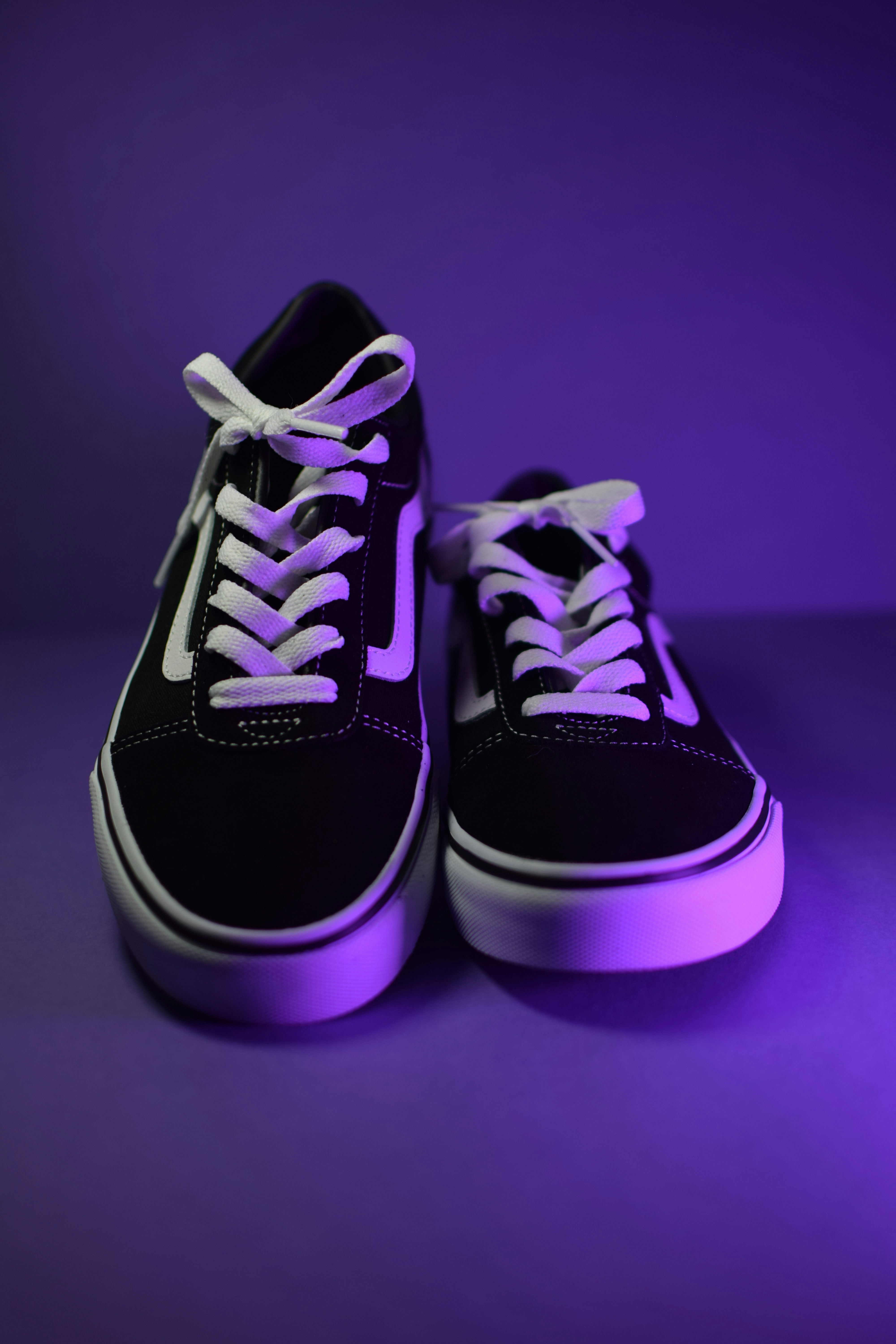 A pair of shoes photo – Free Shoes Image on Unsplash