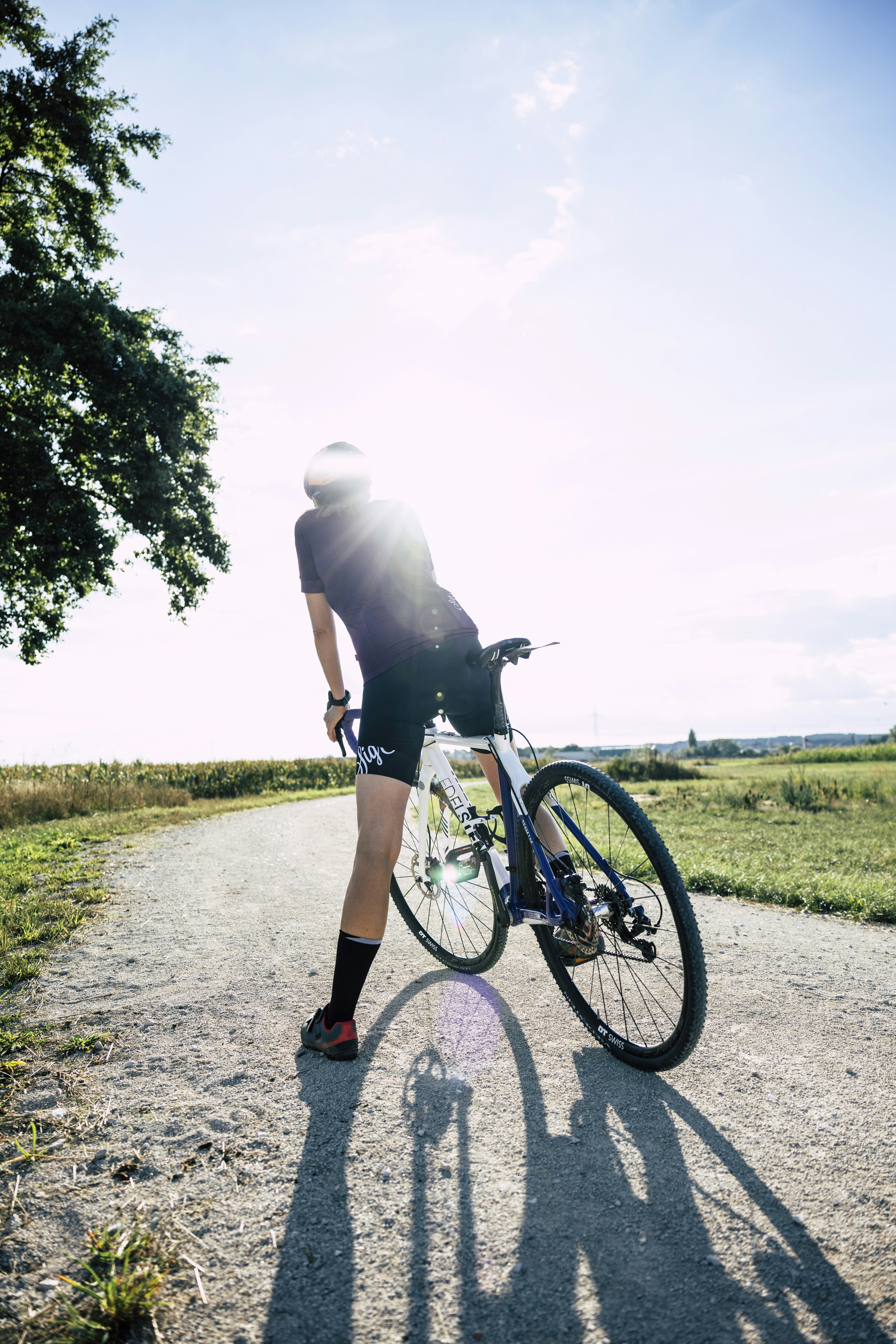 Sportive woman with gravel bike / cyclocross