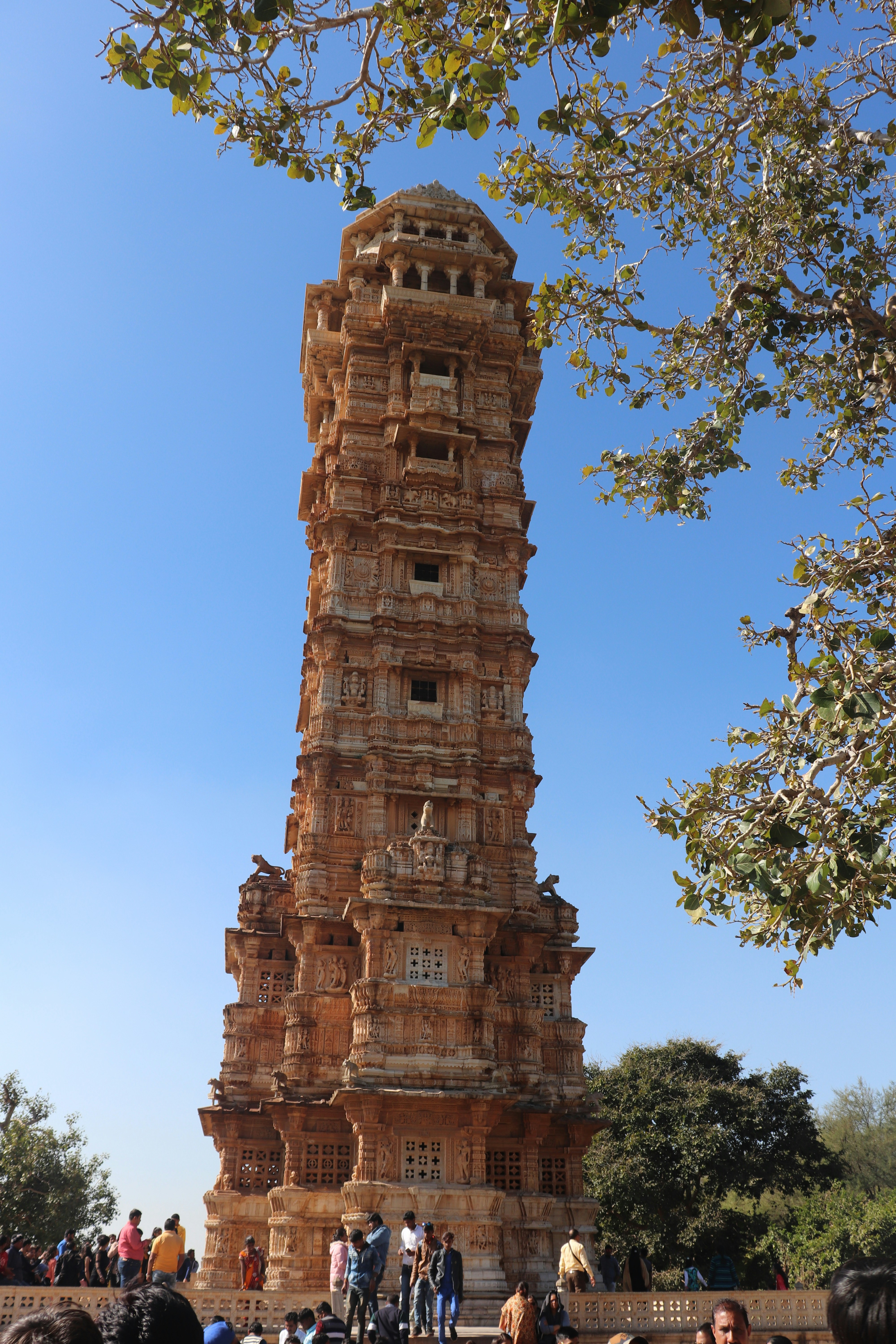 A tall tower with people around it photo – Free Rajasthan Image on Unsplash
