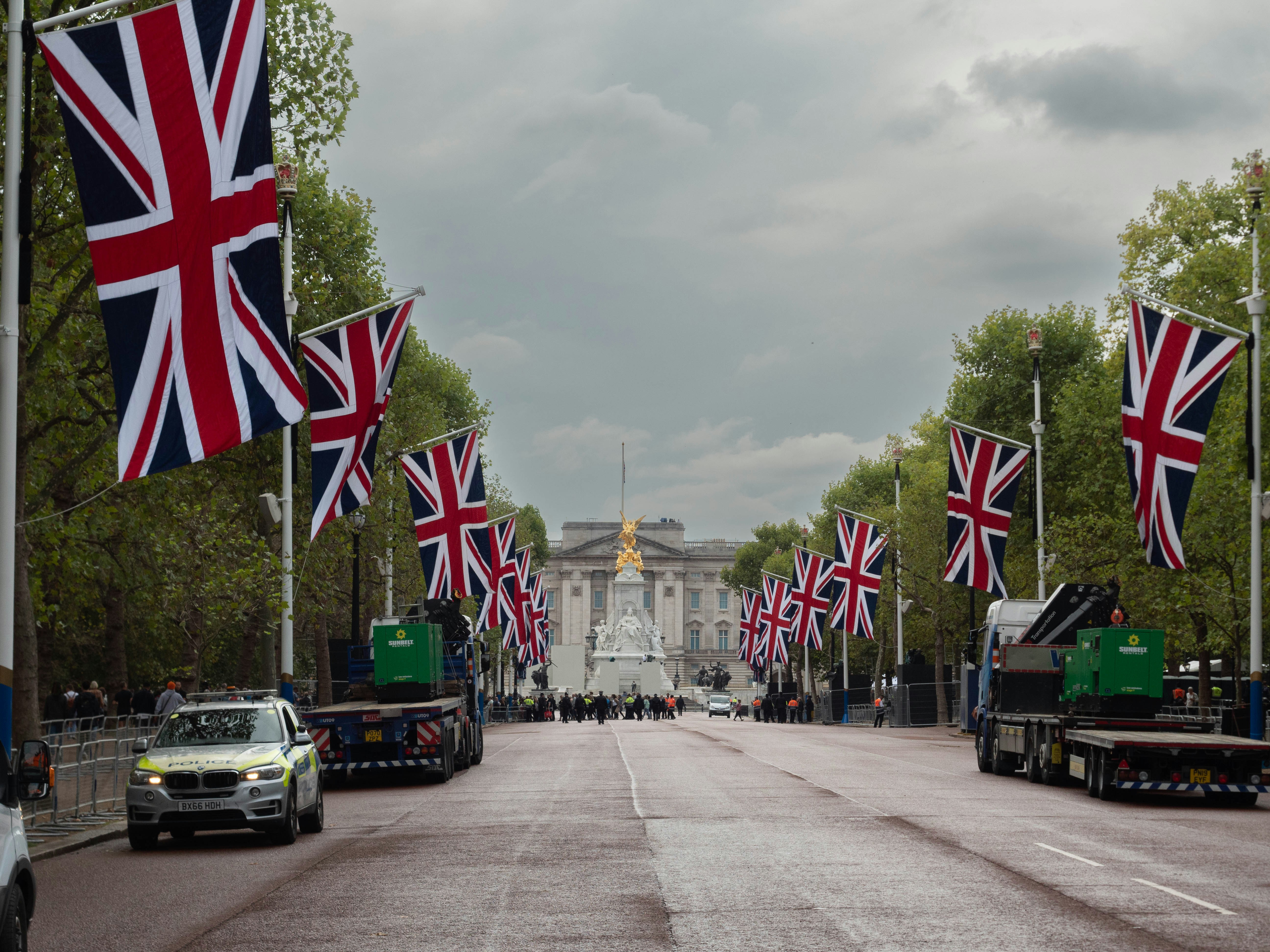 A parade with flags photo – Free Grey Image on Unsplash