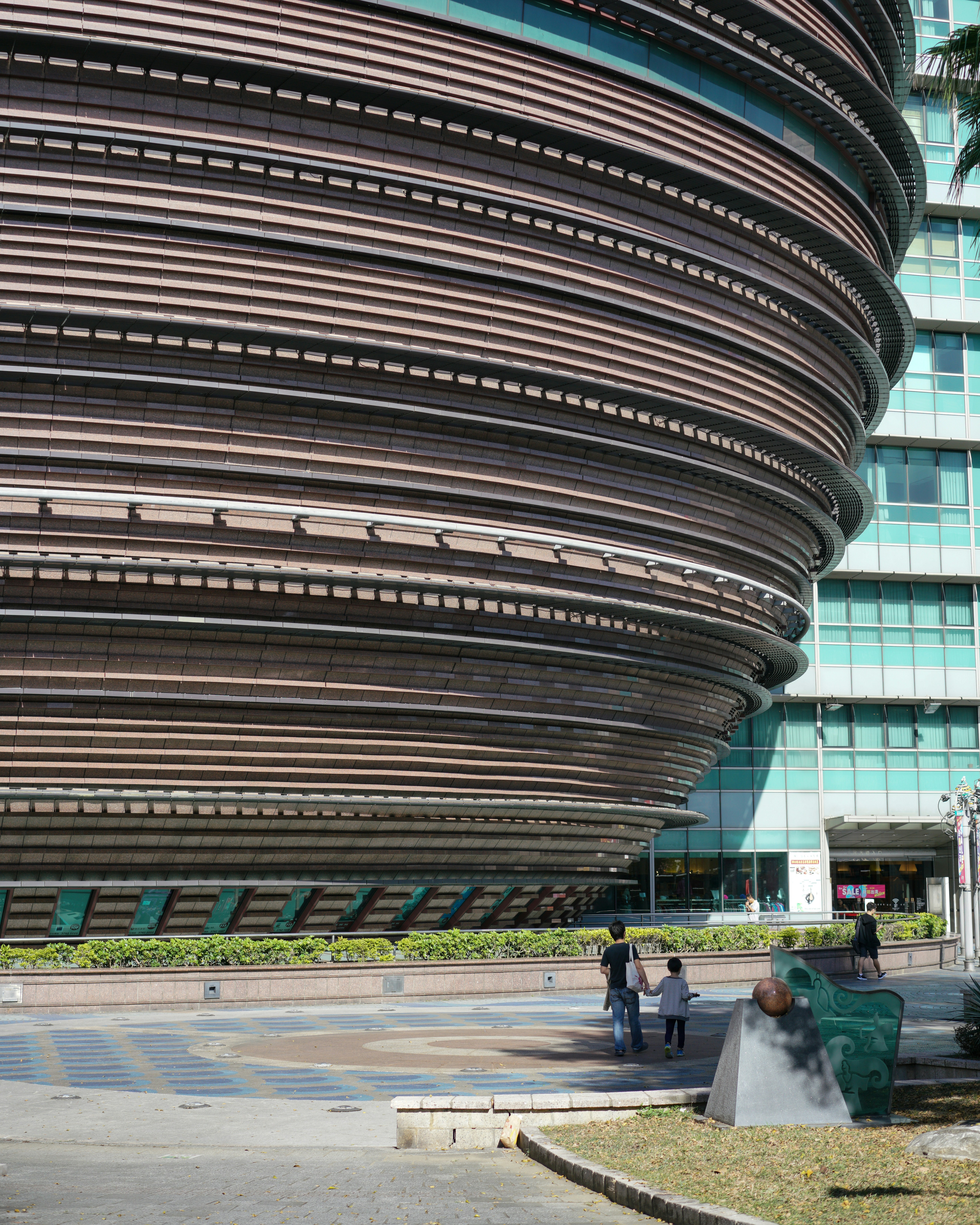 A large building with a large arched roof photo – Free Taiwan Image on ...