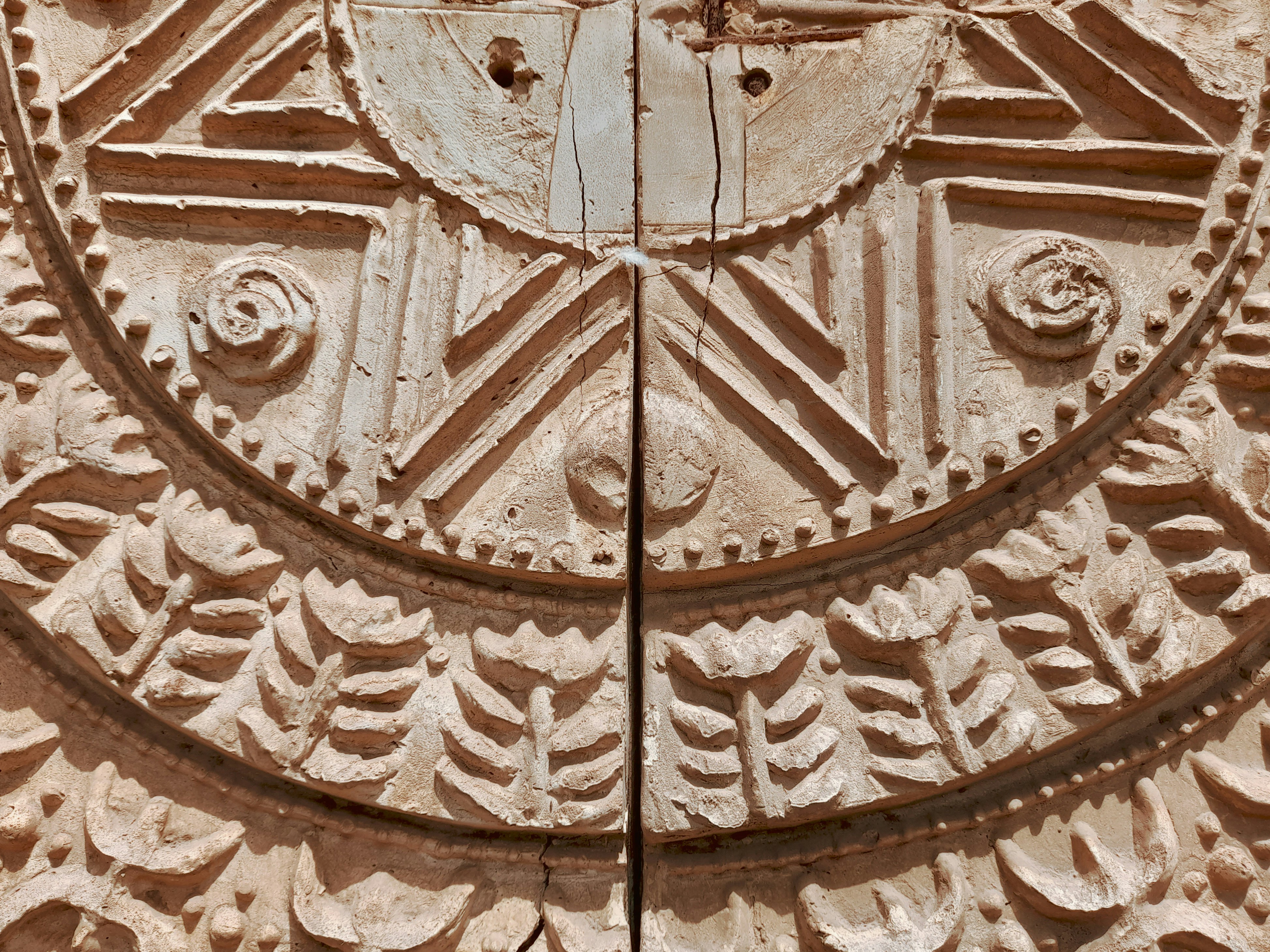 A carving in the ground photo – Free Building Image on Unsplash