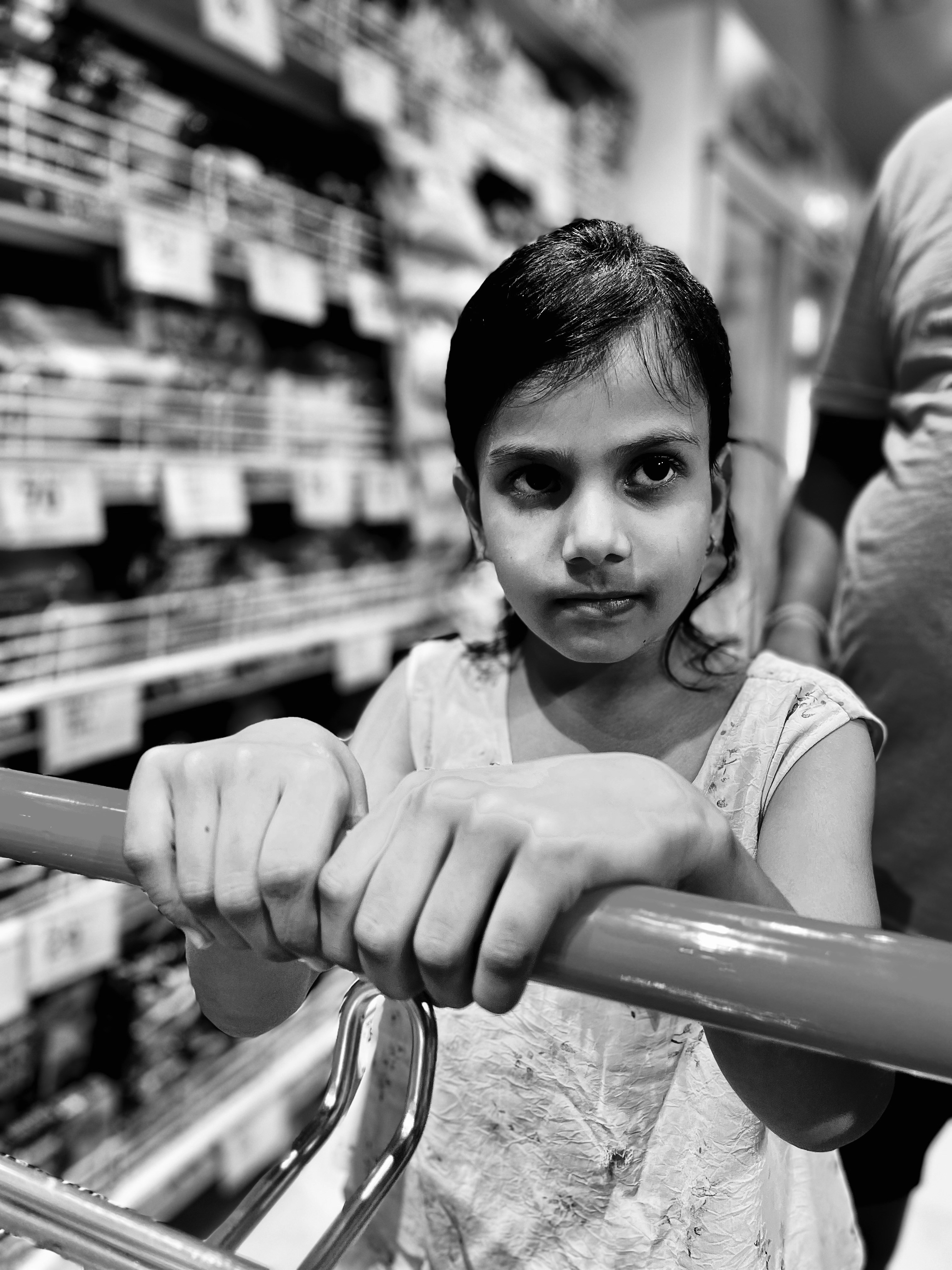 Focused Gaze in a Grocery Aisle